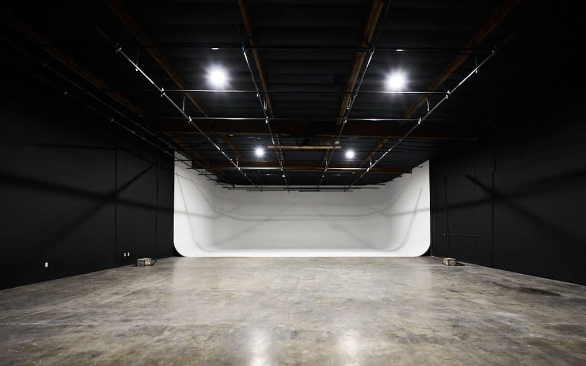 Void Studios Warehouse Stage 1 and 2 Cyc, Los Angeles, CA | Production ...