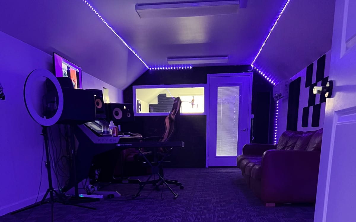 HTM STUDIOS Commercial Recording Studio W/ a Production room ( W ...
