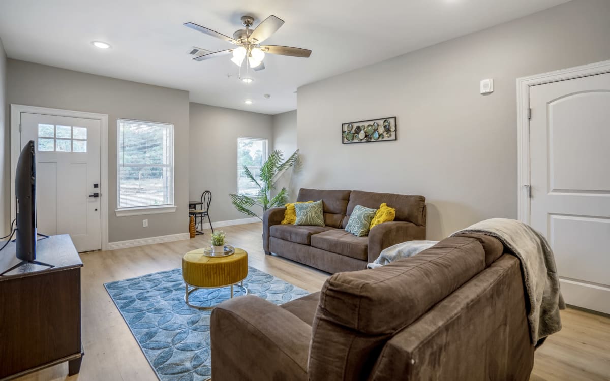 Colorful Modern Duplex with natural lighting, Houston, TX | Off-Site ...