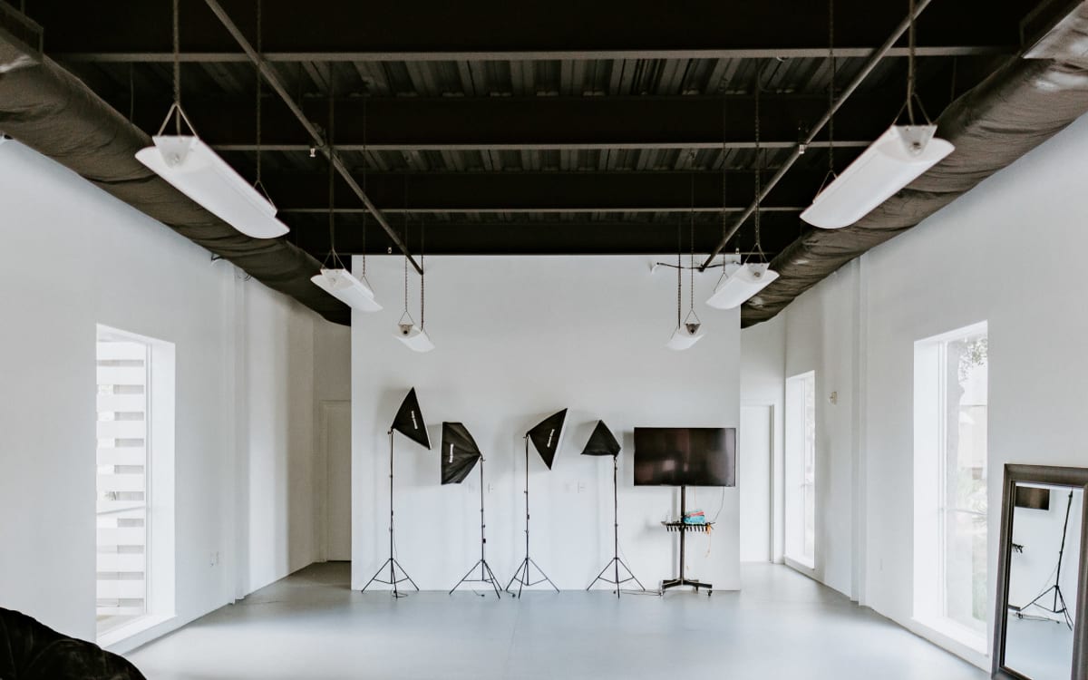 Modern Style Studio Space with Natural Light, Port Saint Joe, FL ...