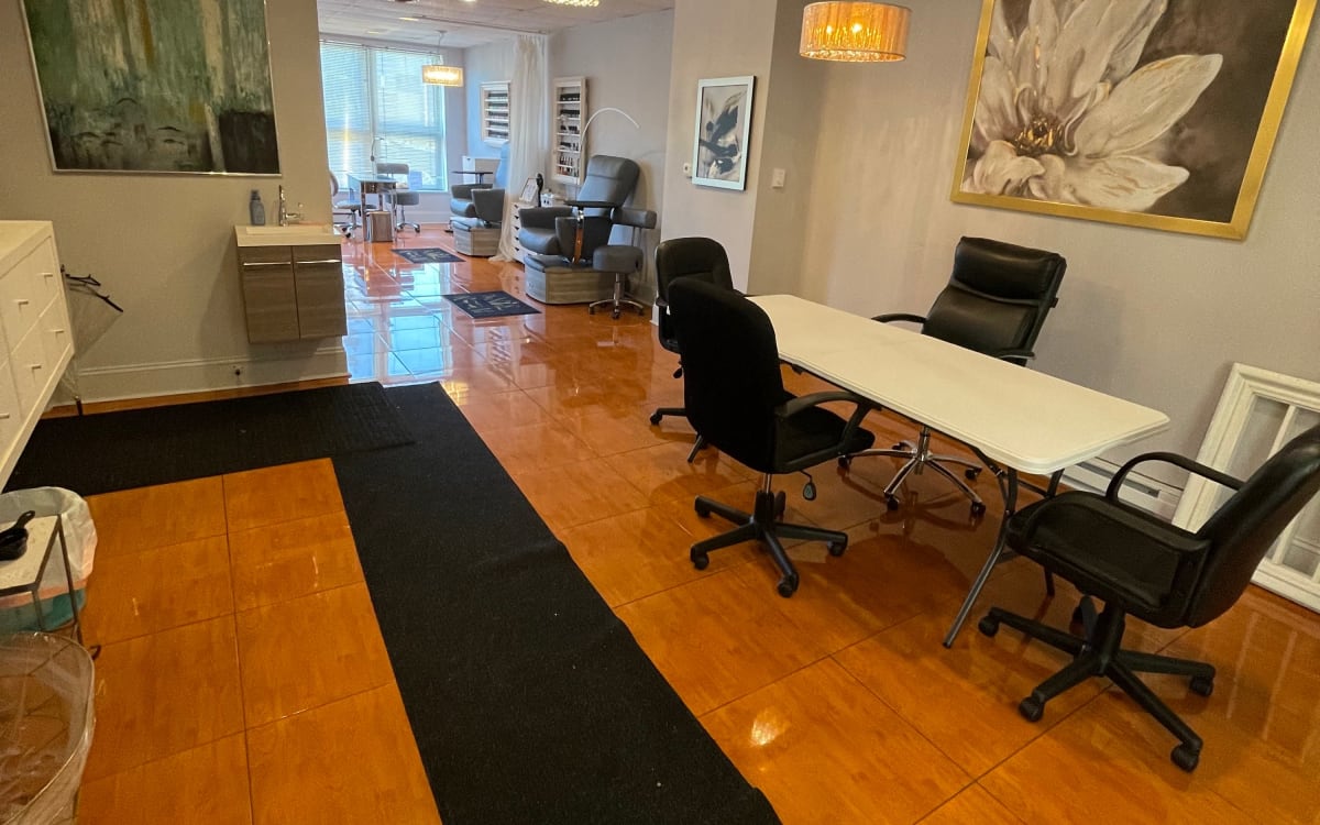Small Glamorous Space, Chicago, IL | Off-Site | Peerspace
