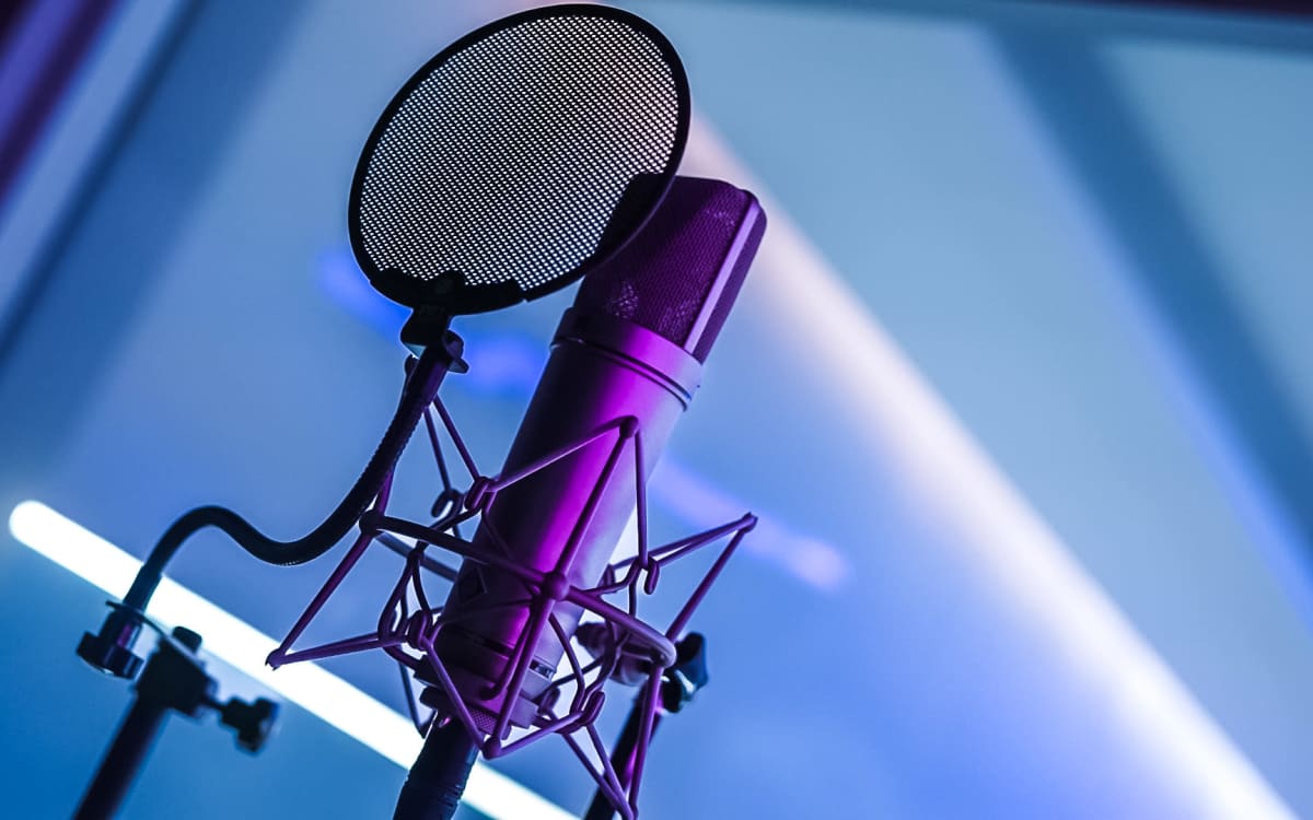 Futuristic studio (Engineer include), Houston, TX | Production | Peerspace