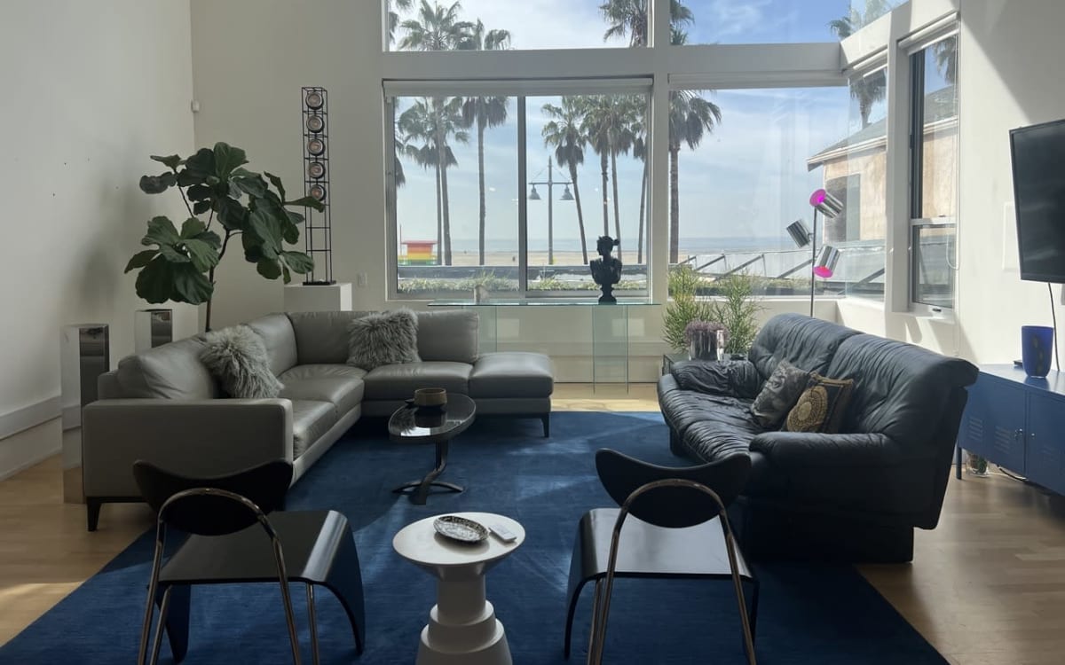 Glamorous Beach Front Artist Loft, Venice, CA | Production | Peerspace