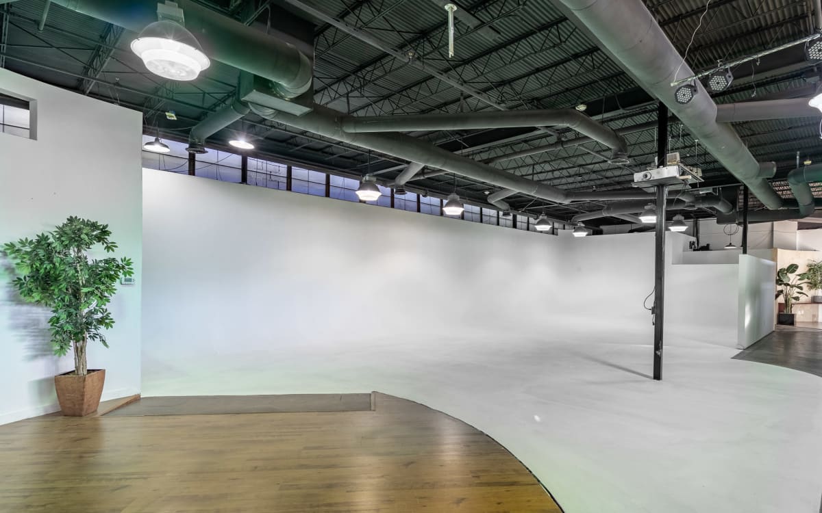 Large meeting or conference room, Dallas, TX | Off-Site | Peerspace