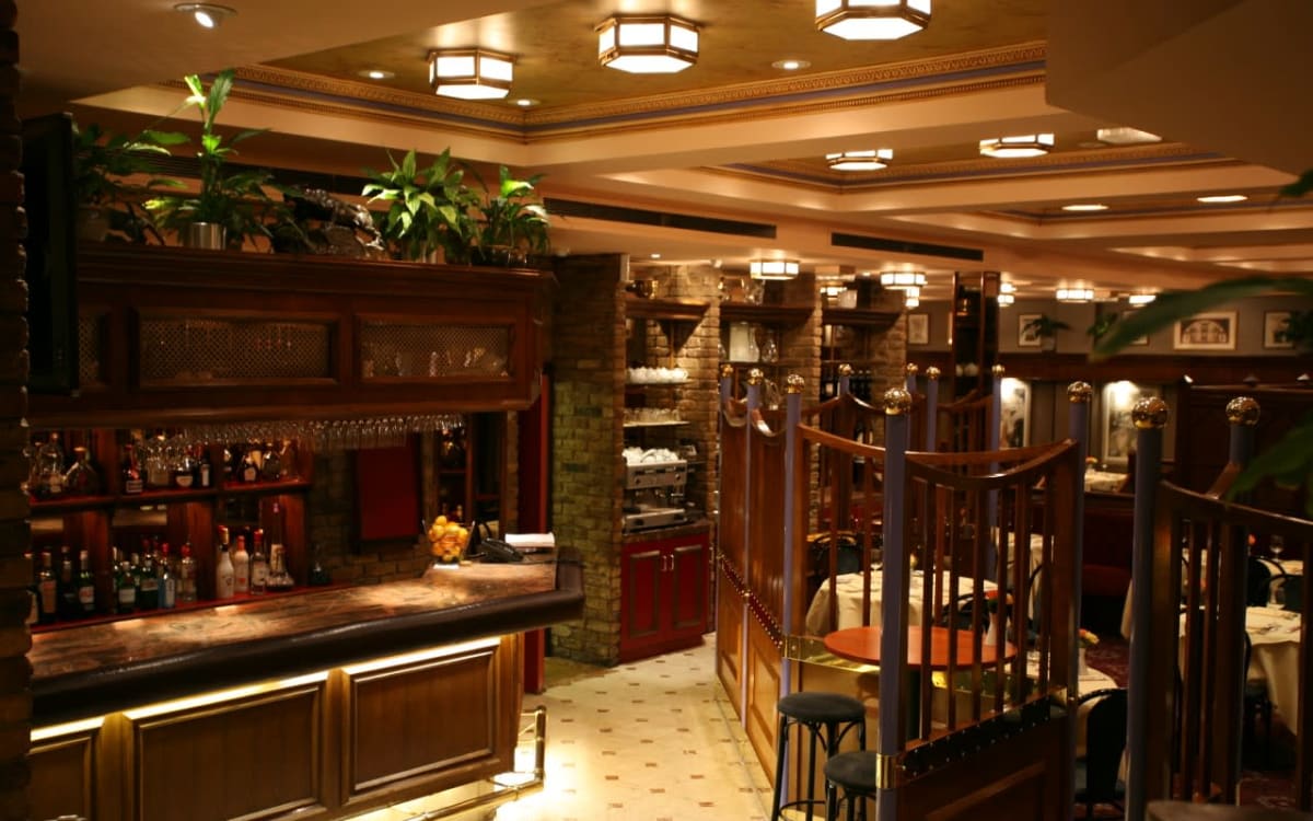 Charmingly old-school Italian restaurant for production, London ...