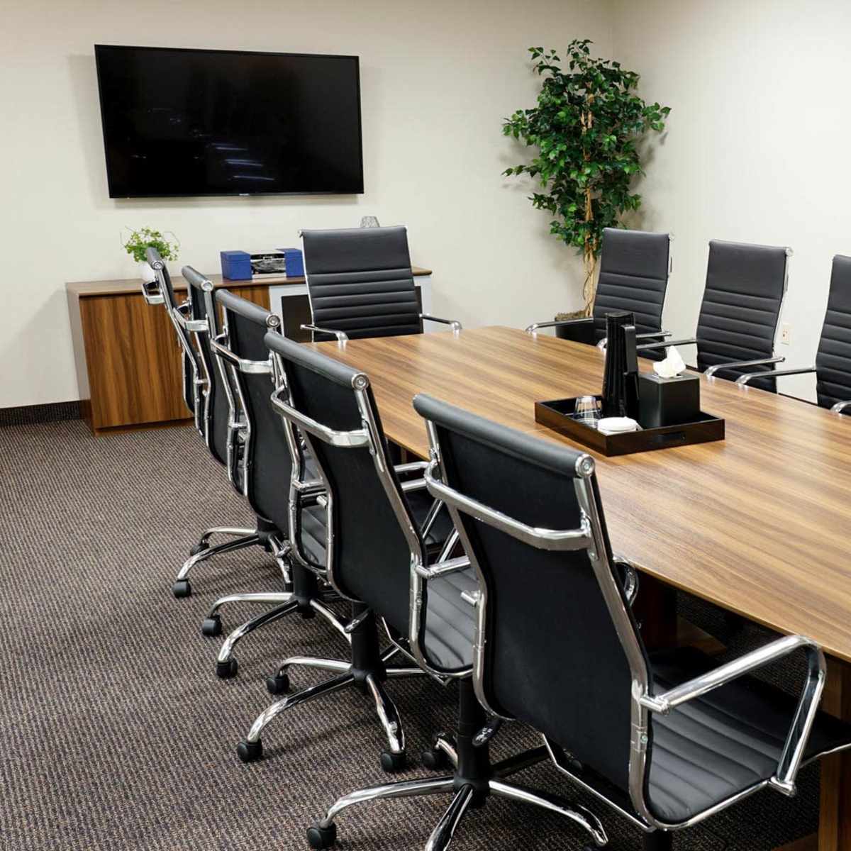 Executive 12-Person Conference Room near Fort Worth Convention Center ...