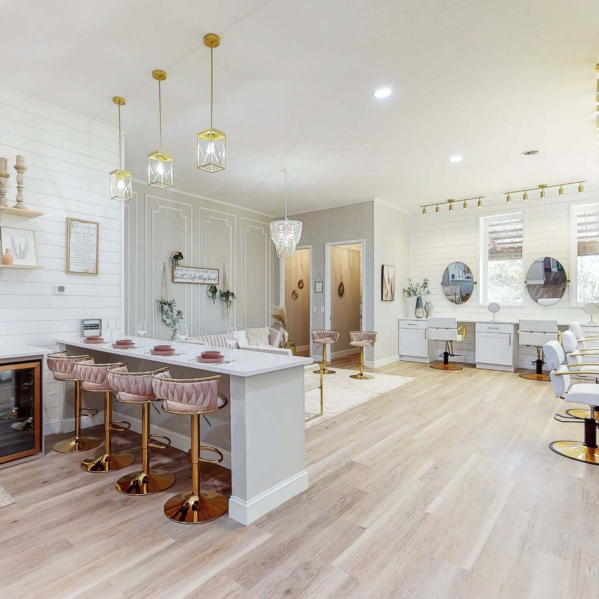 1885 Farms | LUXURY EVENT STUDIO - Salon Stations, Kitchenette, Lounge ...