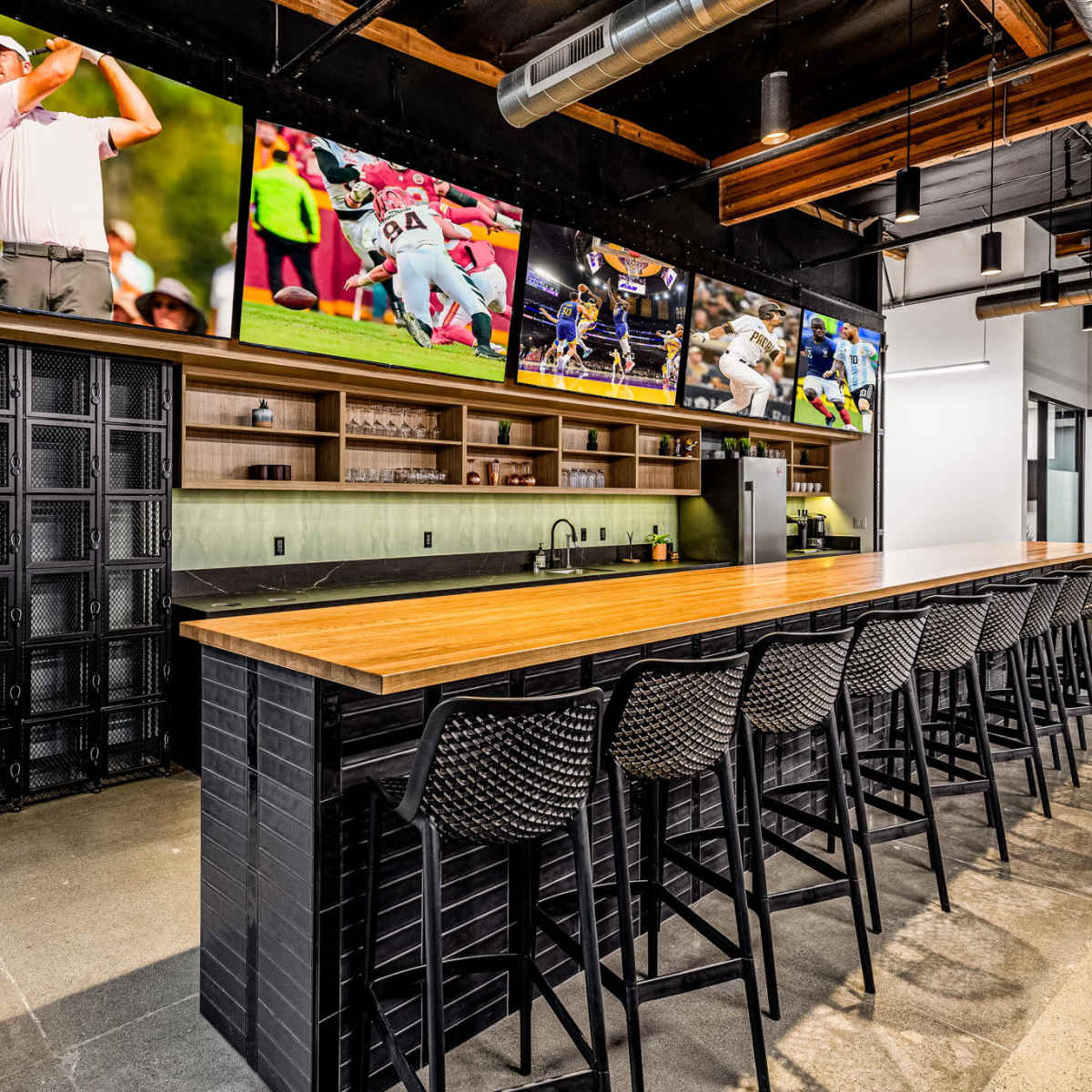 Versatile Club Event Space, Carlsbad, CA | Off-Site | Peerspace