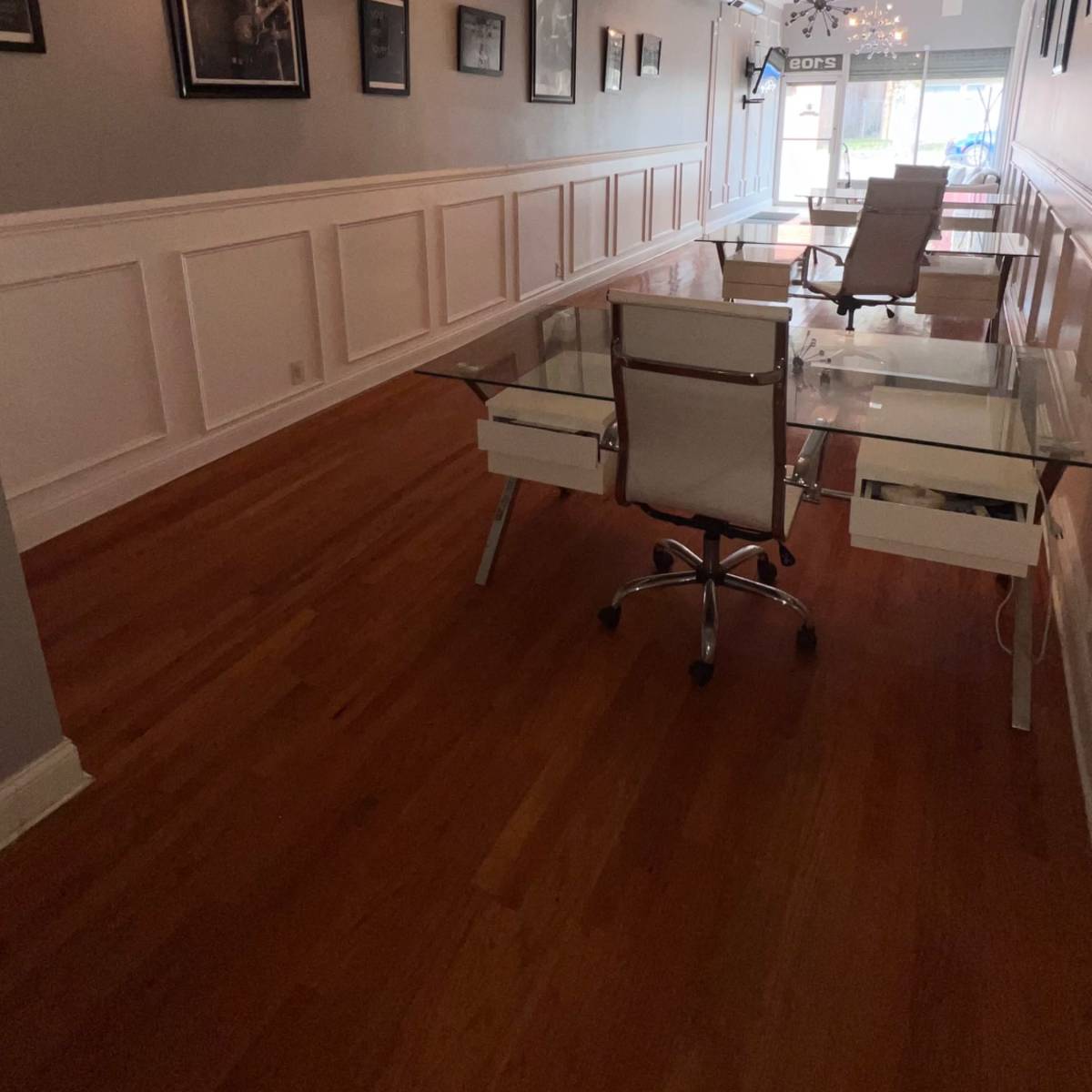 Upscale Store Front, Chicago, IL | Event | Peerspace