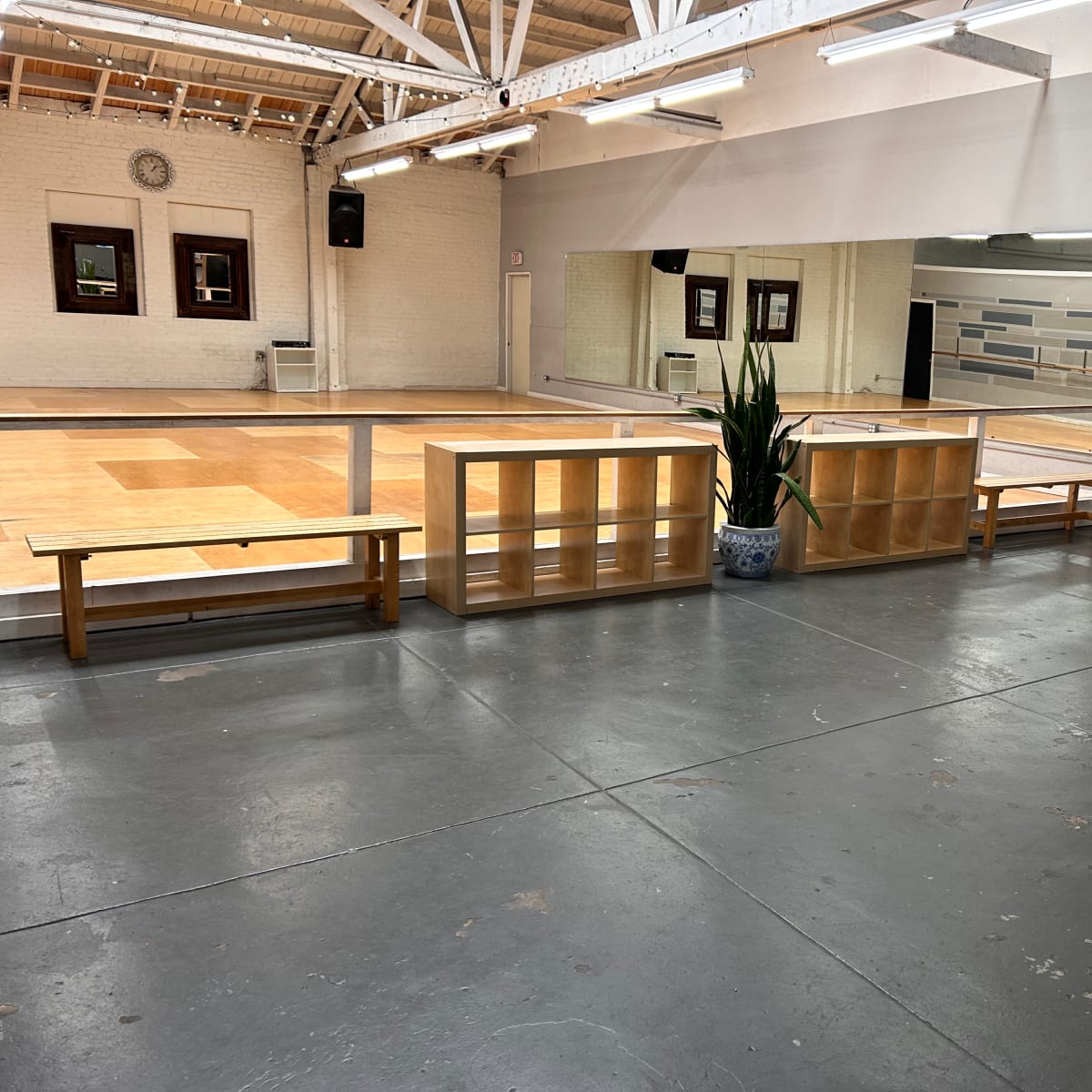 Industrial Dance Studio with Kitchen and Lounge Area, Los Angeles, CA ...