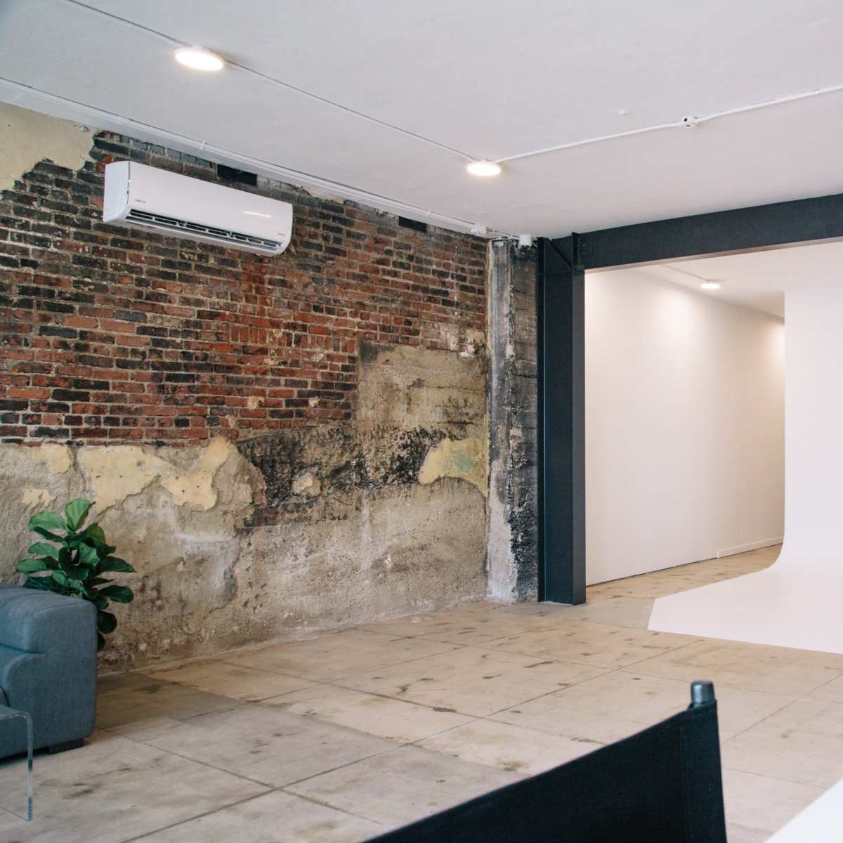 Echo Park, Los Angeles Photo Studio with Cyc Wall and Character, Los ...