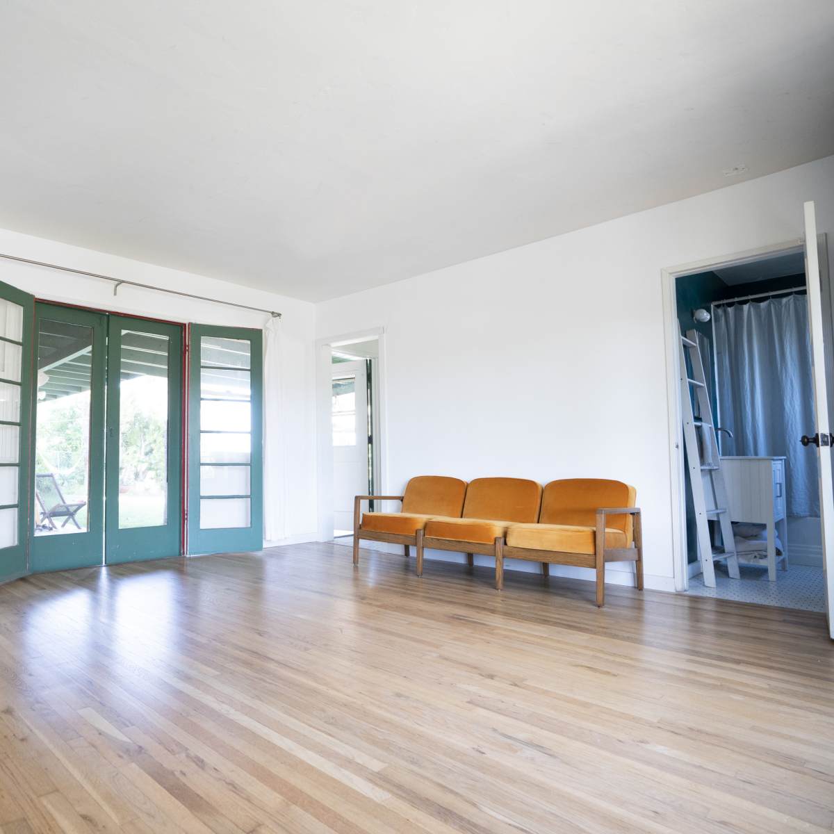 Indoor/Outdoor Photo Studio w/ Great Daylight & 360 Views, los angeles ...