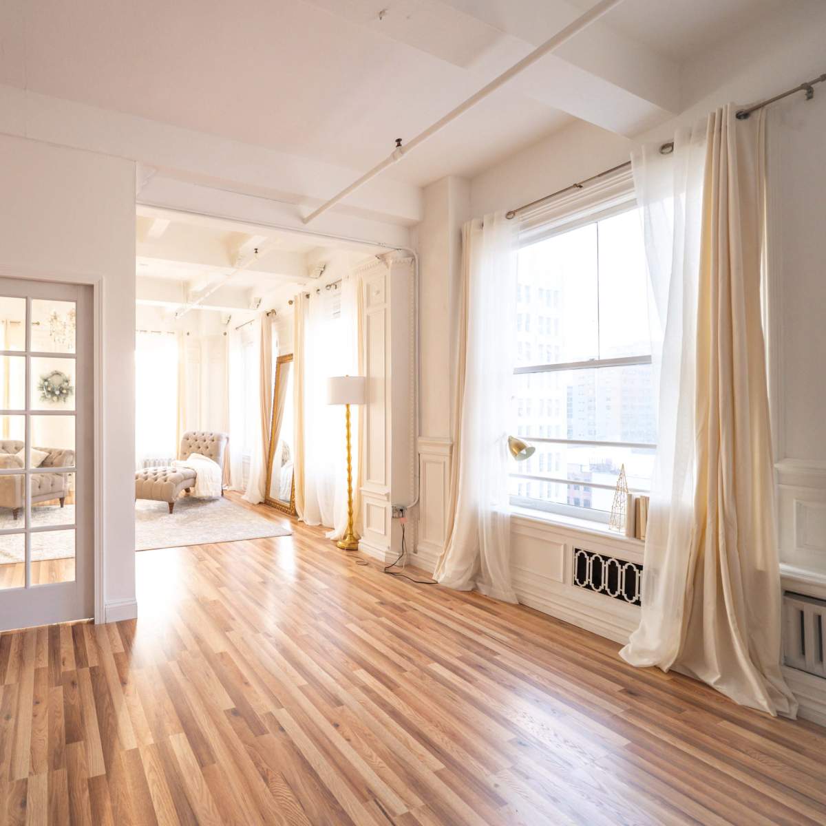 French Loft - French Baroque apartment style daylight studio with cozy ...