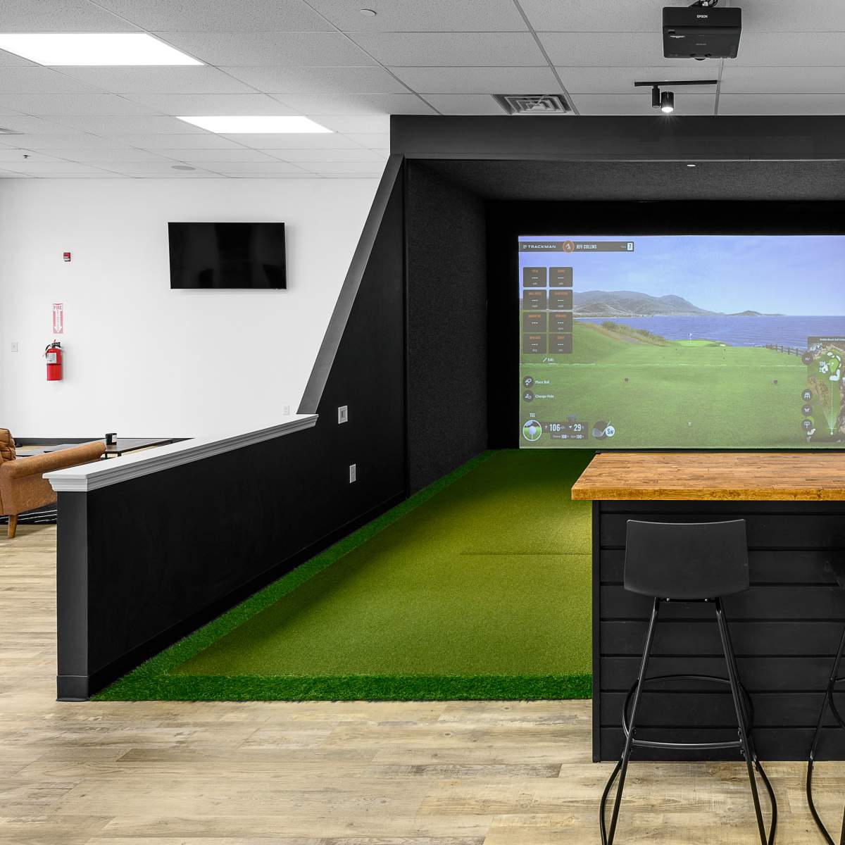 Dogleg Golf | Golf Simulator Event Lounge Space in Cinnaminson ...