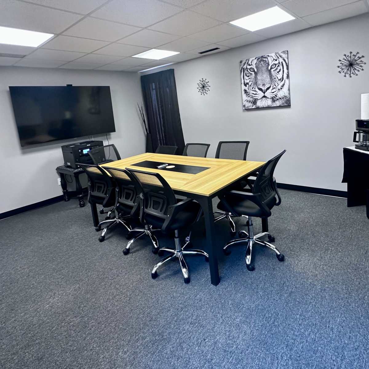 Think Tank- Meeting Room, Colorado Springs, CO | Off-Site | Peerspace