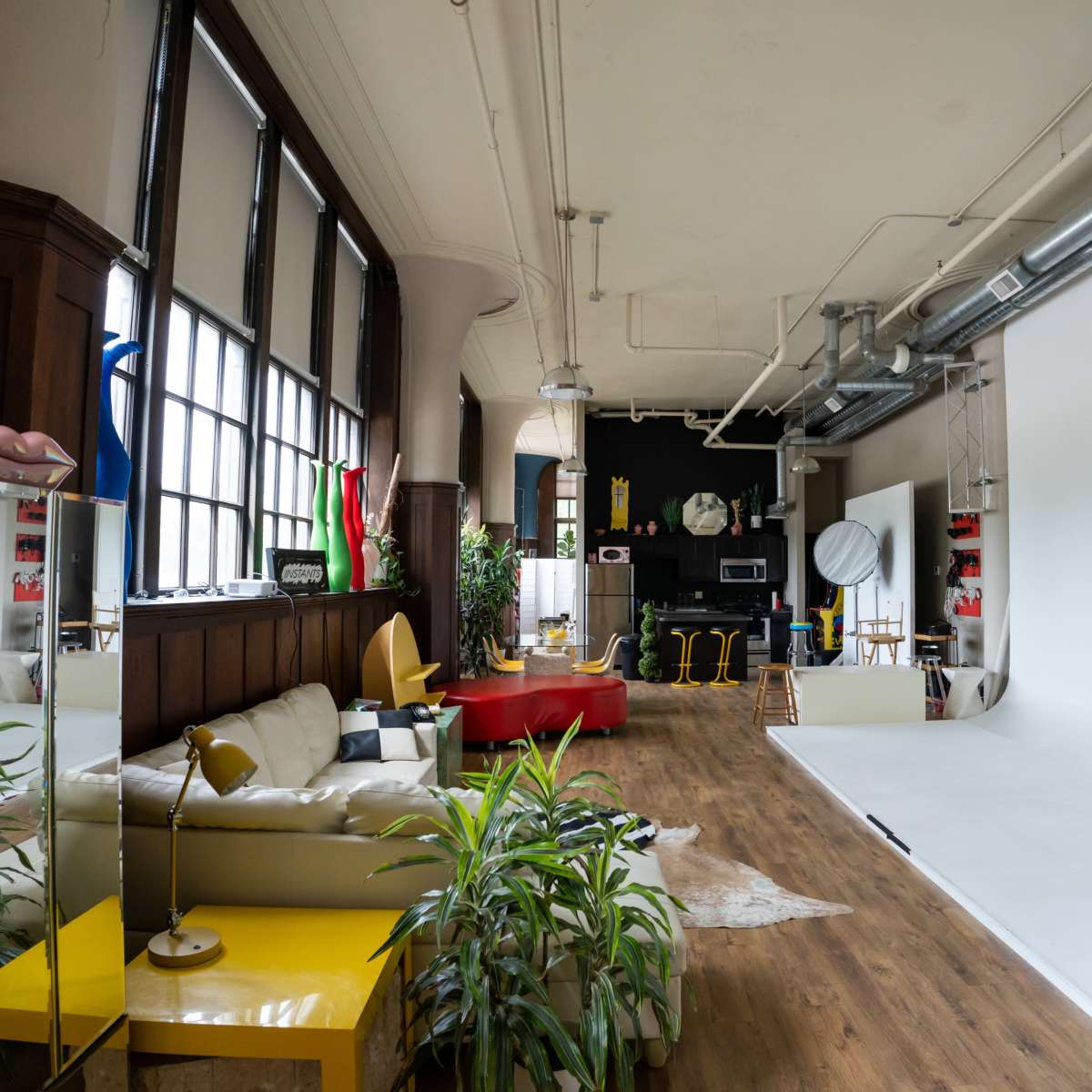 Colorful Downtown Studio with High Ceilings, Cleveland, OH | Production ...