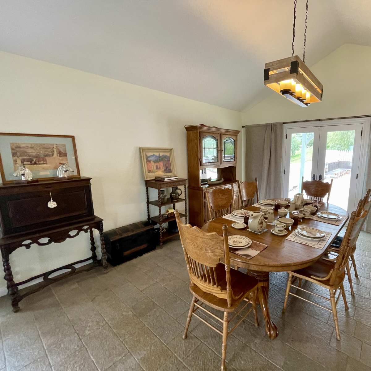 Rustic Ranch Retreat with Horses, Agua Dulce, CA | Off-Site | Peerspace