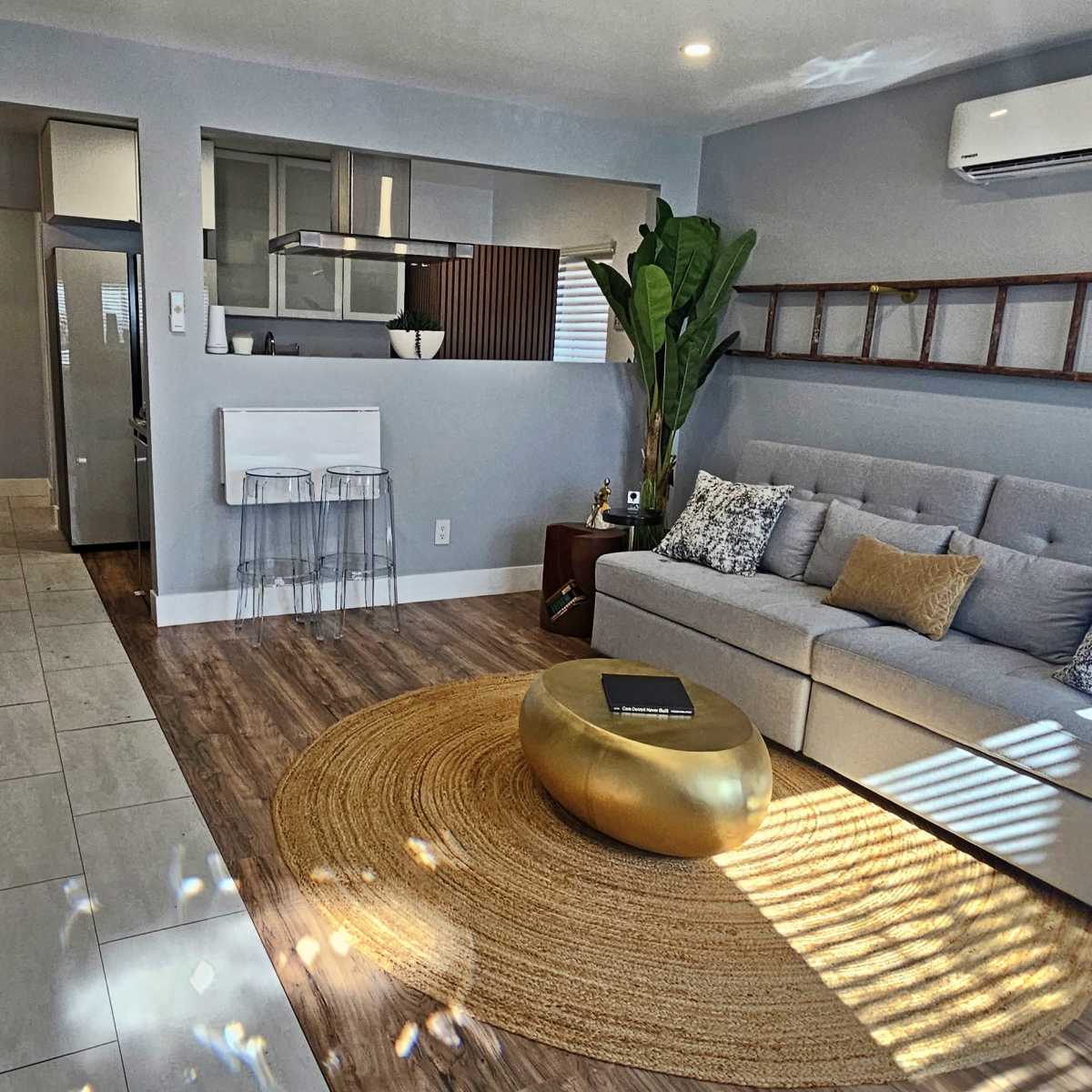 Downtown Newhall, Newly Renovated First Floor Unit, Santa Clarita, CA ...