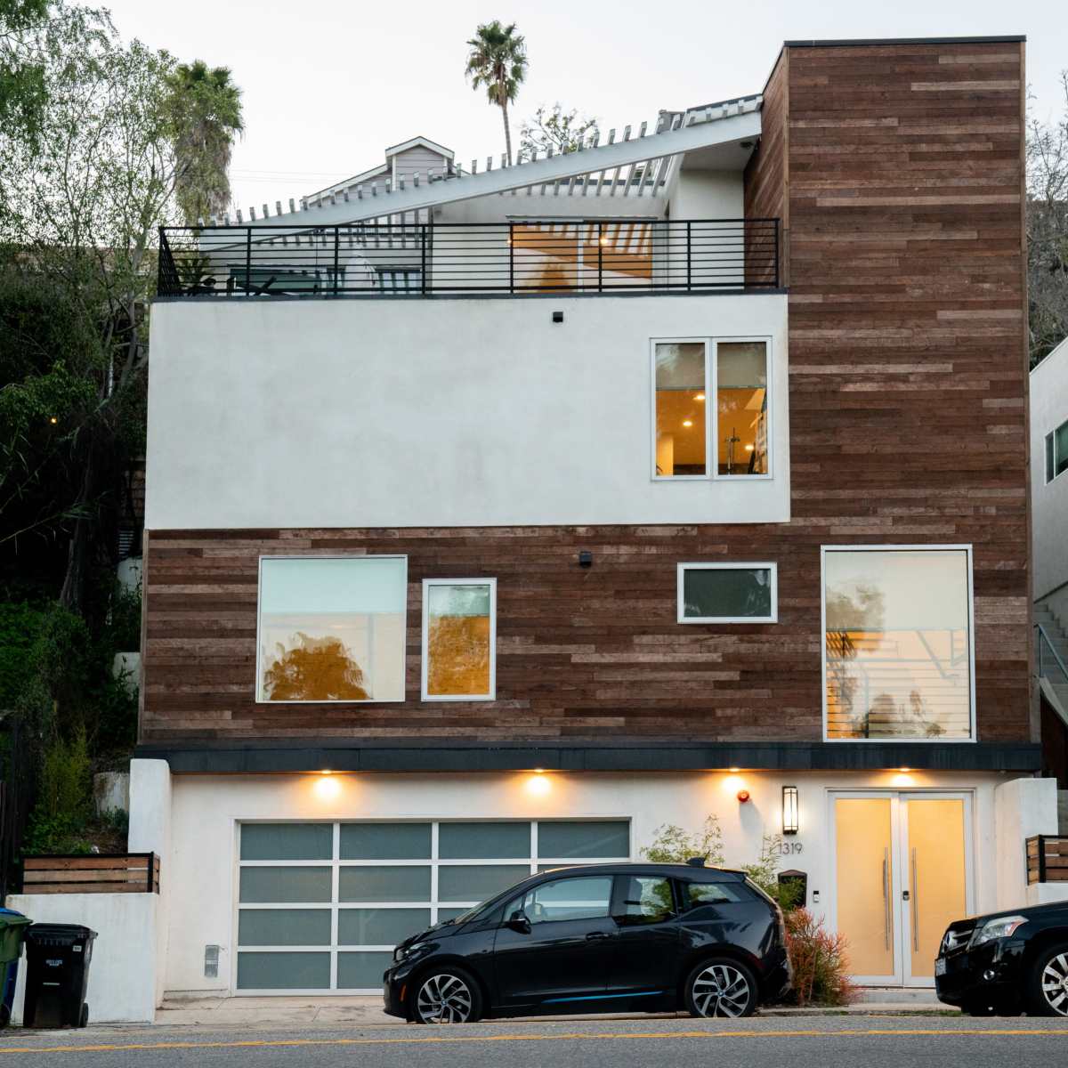 Modern Silver Lake Multi-Level House with lots of Natural Light Windows ...