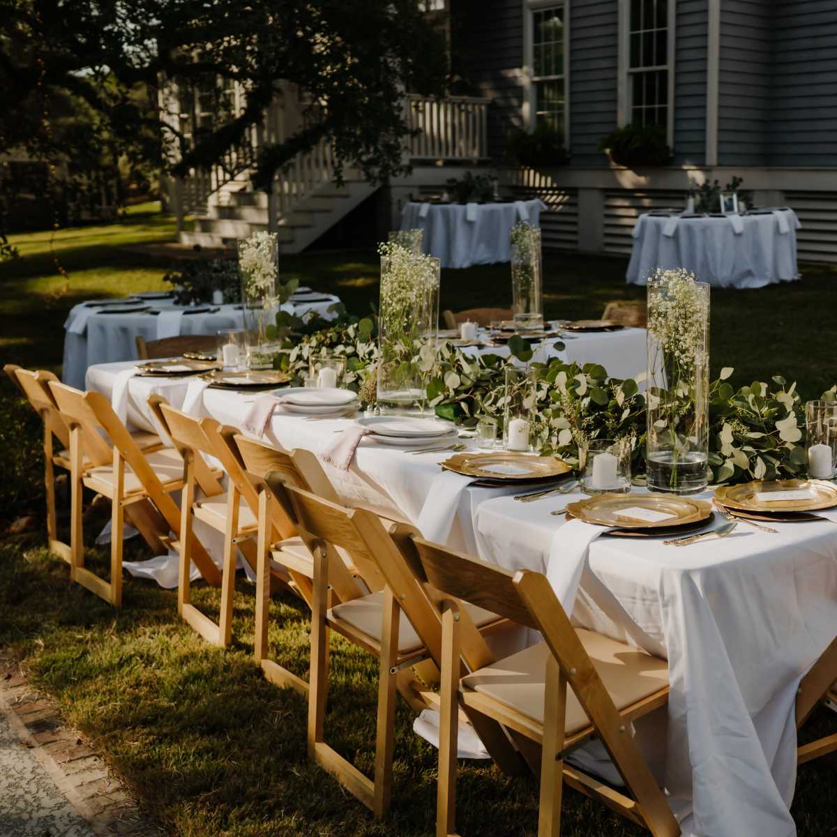 Split Oak Estate- Serene Retreat with Gazebo & Expansive Oak Trees ...