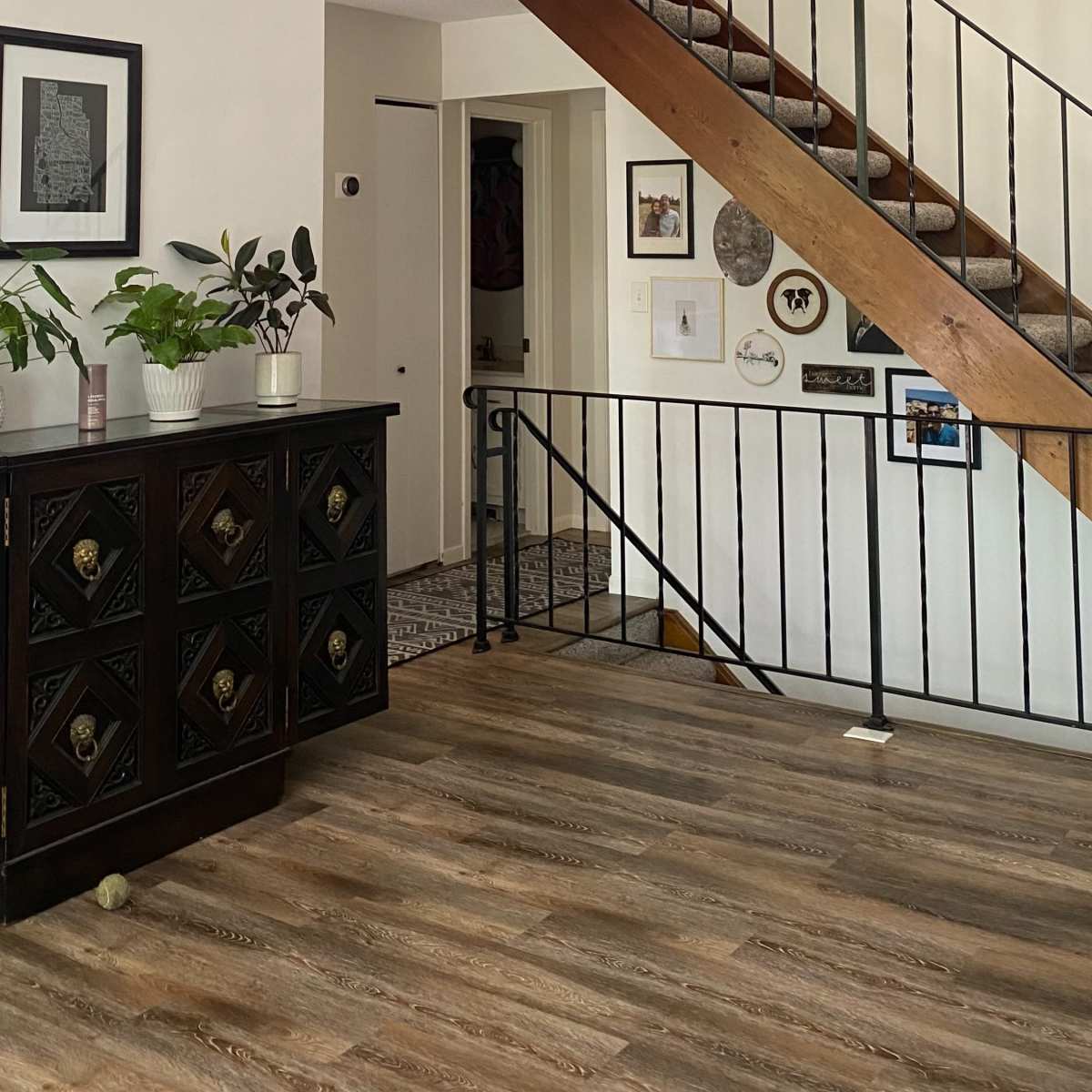 Suburban, high beam ceiling, with large south facing window, loft ...