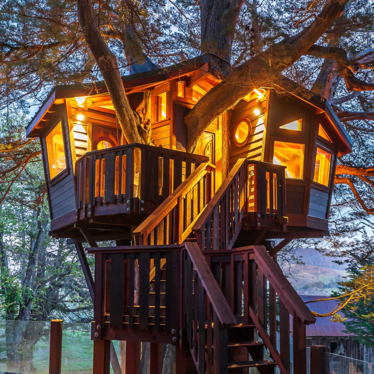 Stunning Majestic Treehouse, Half Moon Bay, CA | Event | Peerspace