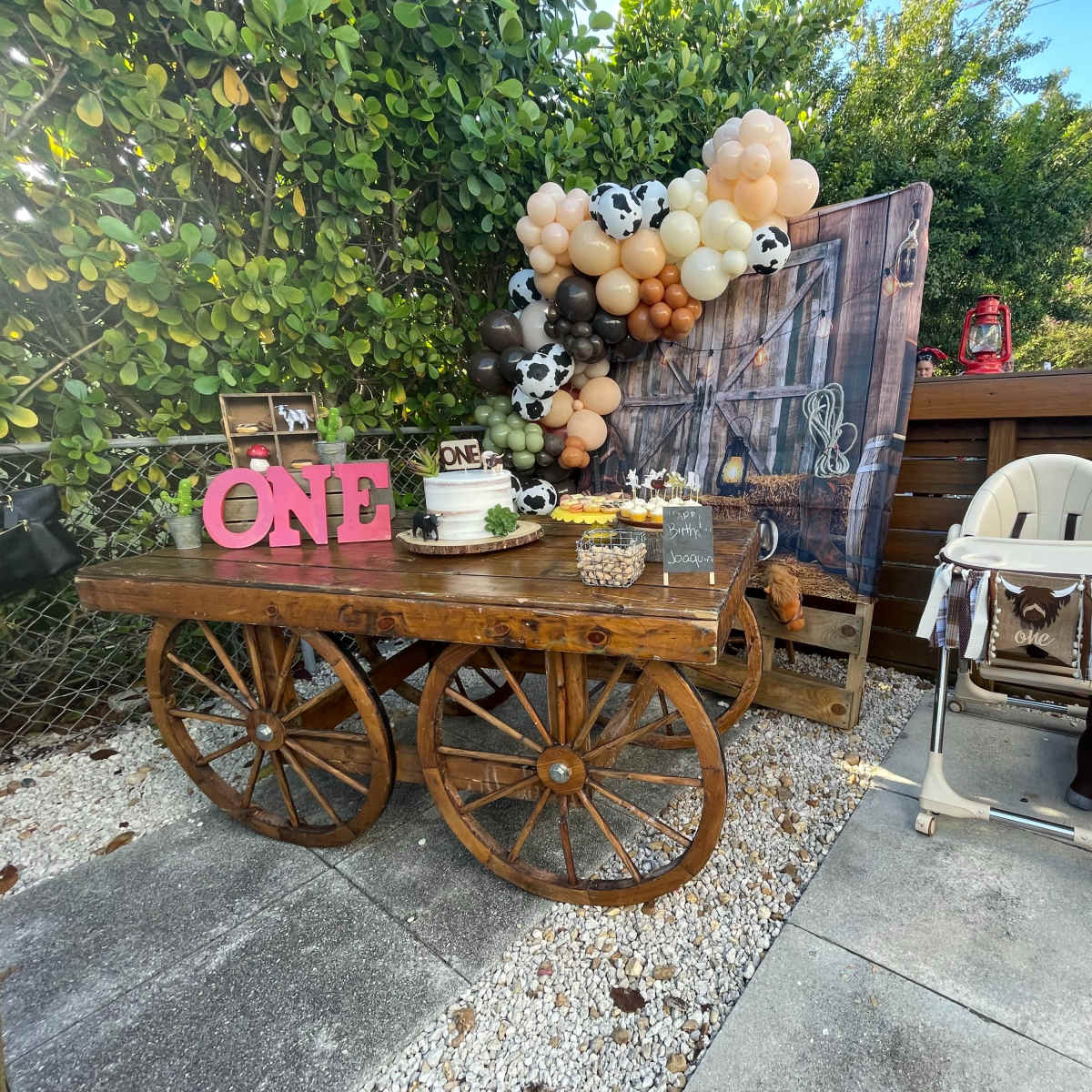 MidCentury Rustic Private Backyard and Studio - Small Gathering Space ...