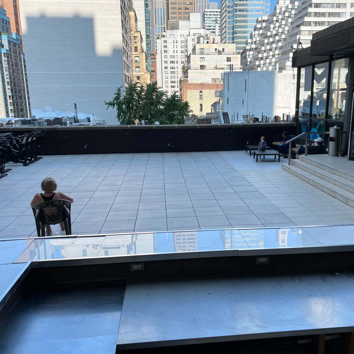 Sunny And Private Rooftop Sundeck In The Heart Of Midtown East, New ...