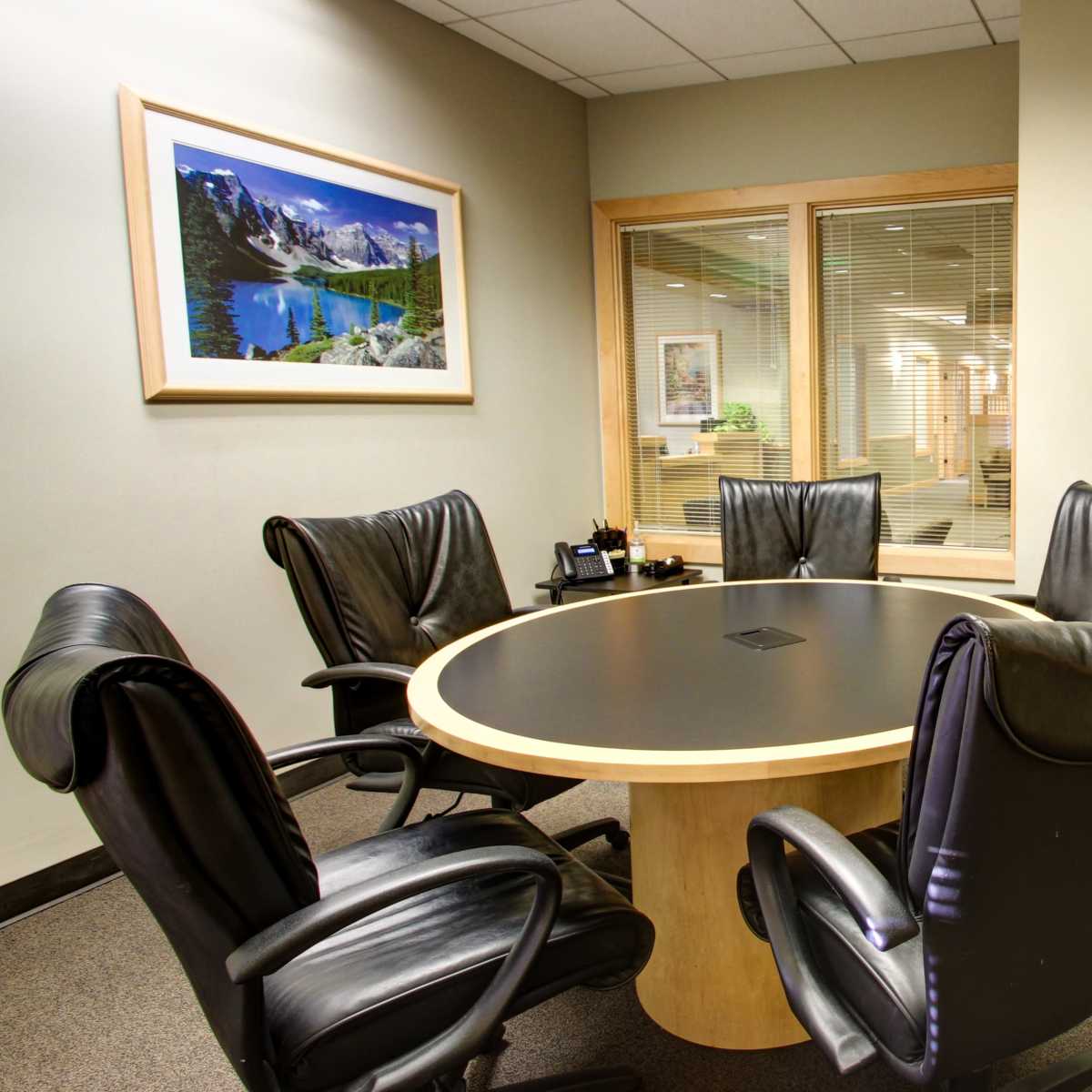 5-Person Meeting Room in the Financial District, San Francisco, CA ...