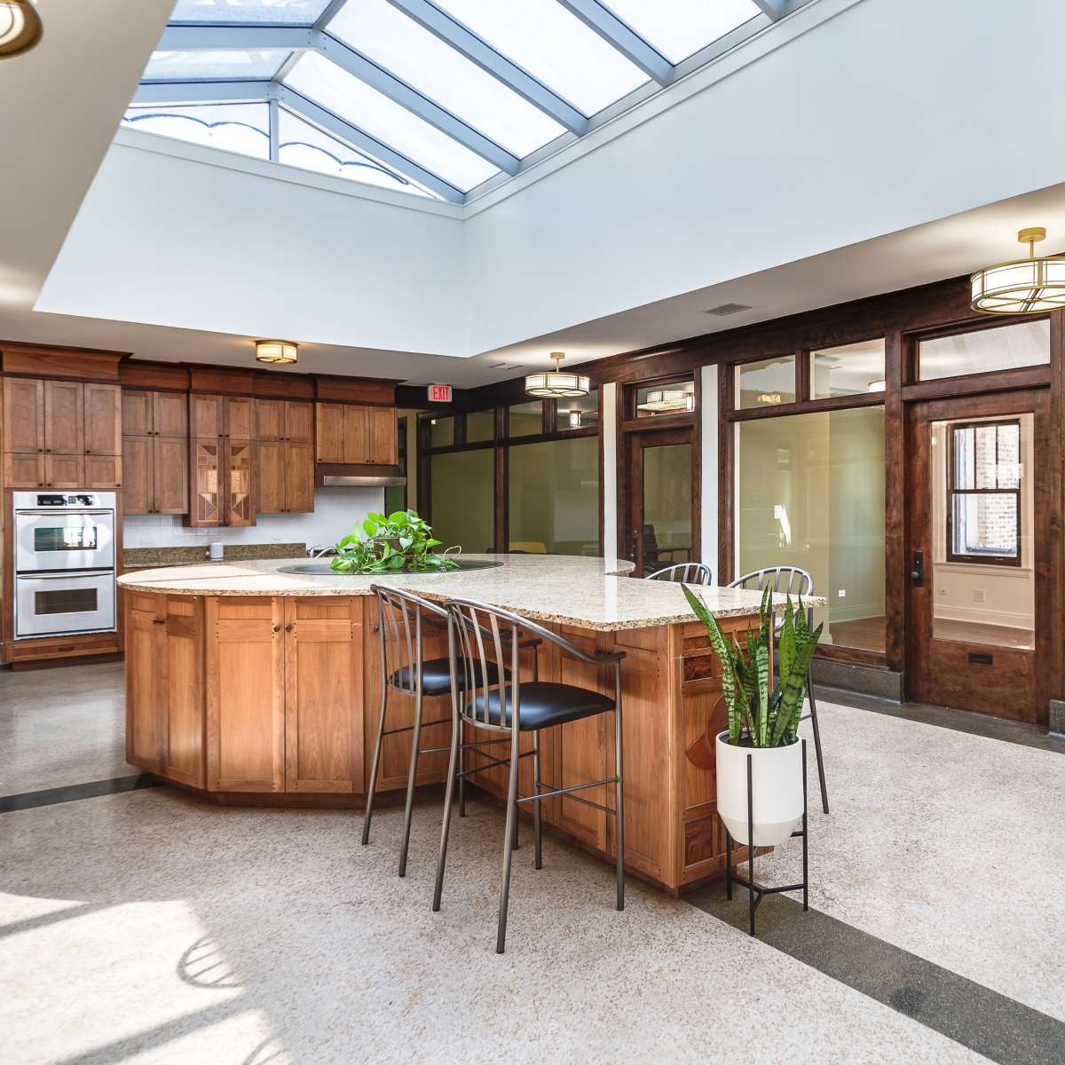 Historic Downtown Landmark with Second Floor Atrium Room, OAK PARK, IL ...