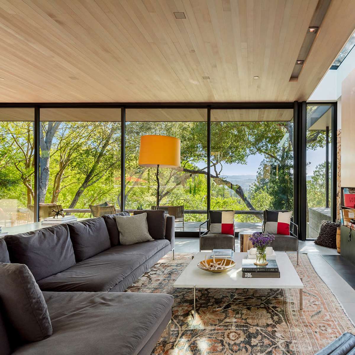Modern glass tree house, Healdsburg, CA | Production | Peerspace