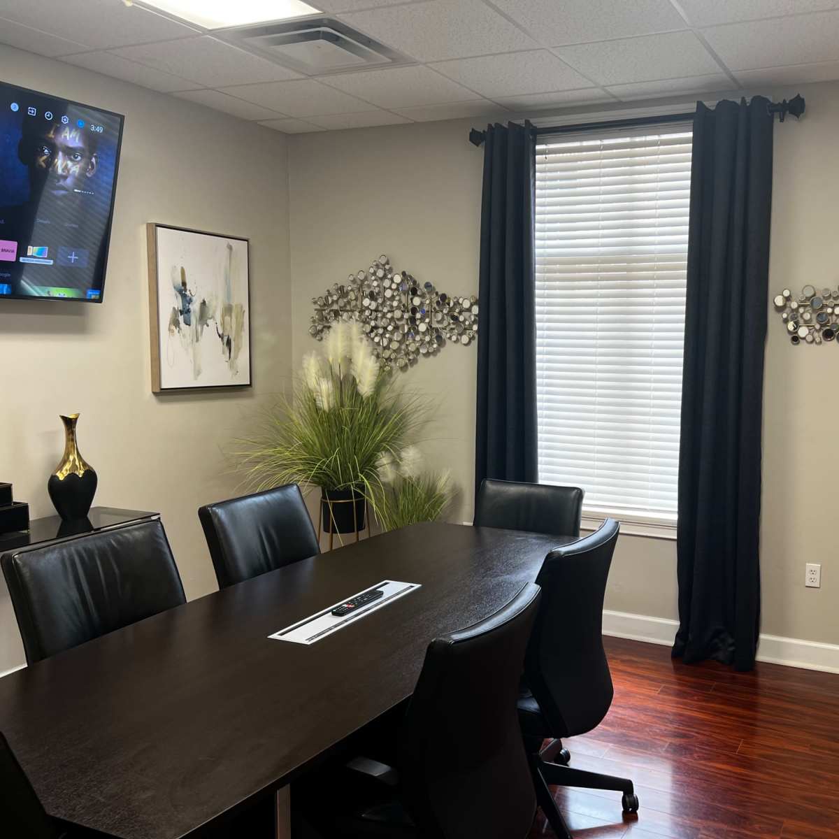 Beautiful Conference Room with Whiteboard, Large TV and access to Break ...