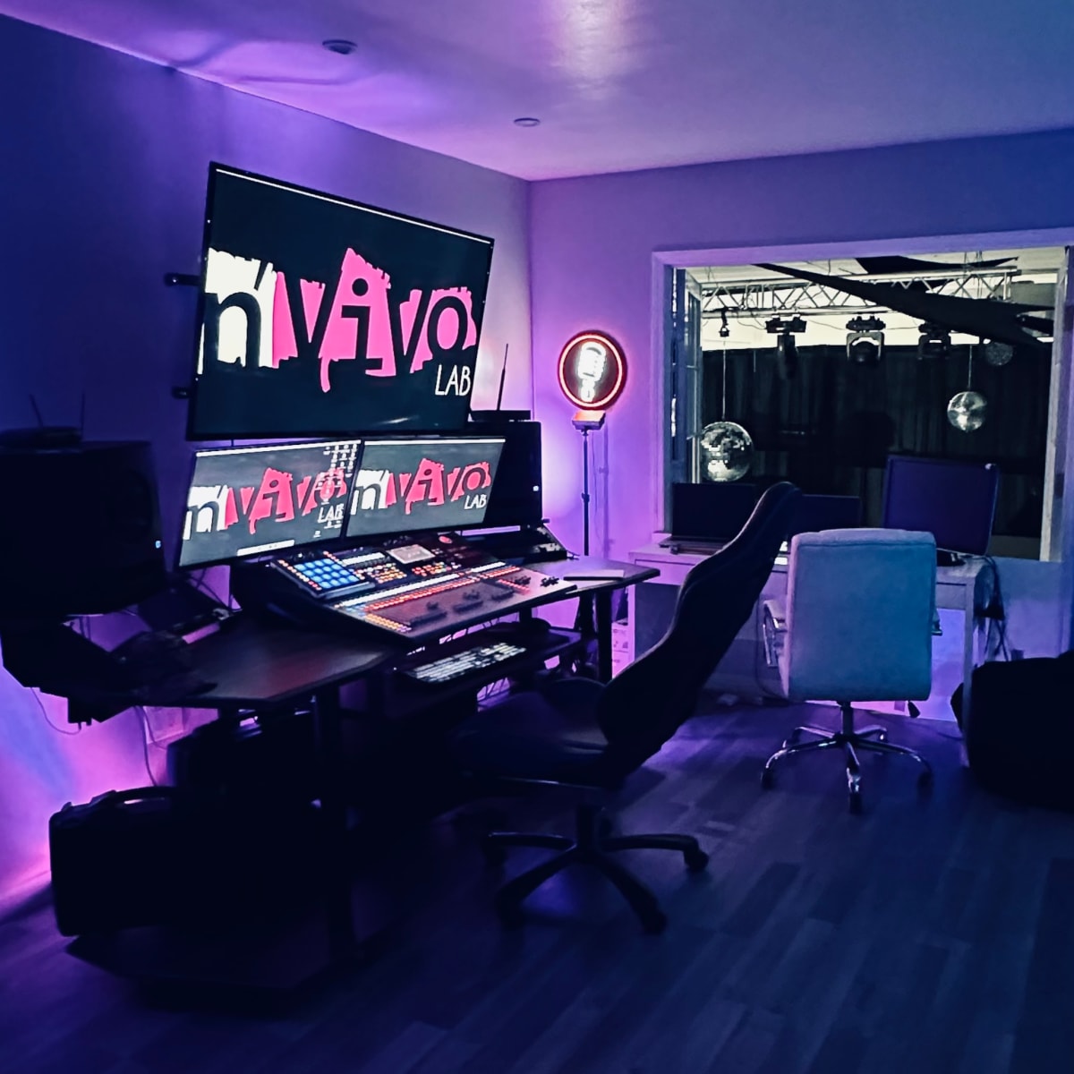 Flexible Downtown Studio for Music, Celebrations, and Creative Projects ...