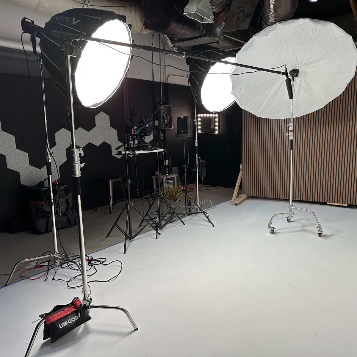 Small Studio Space near ATT Stadium in Arlington Tx, Arlington, TX | Production | Peerspace