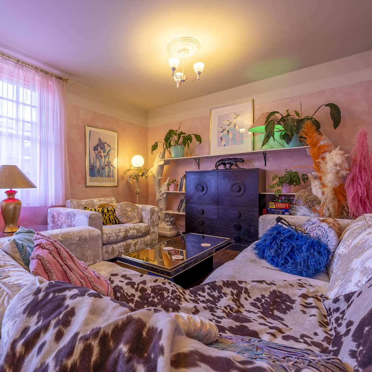 Colourful Edwardian Townhouse, Margate | Production | Peerspace