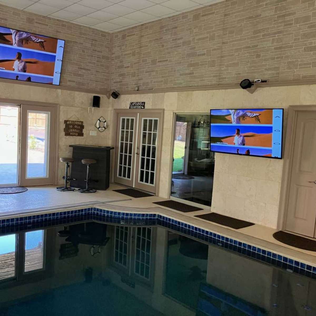 Separate building with an indoor heated swimming pool., Grand prairie ...