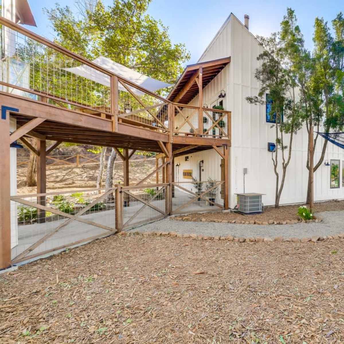 Barn-flower Farm House with San Diego Mountain Views, Alpine, CA ...