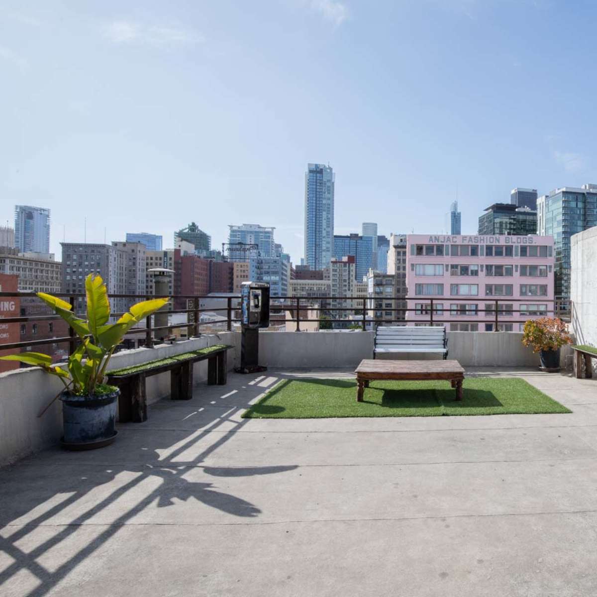 Skyline Serenity: An Exclusive DTLA Rooftop, Los Angeles, CA ...