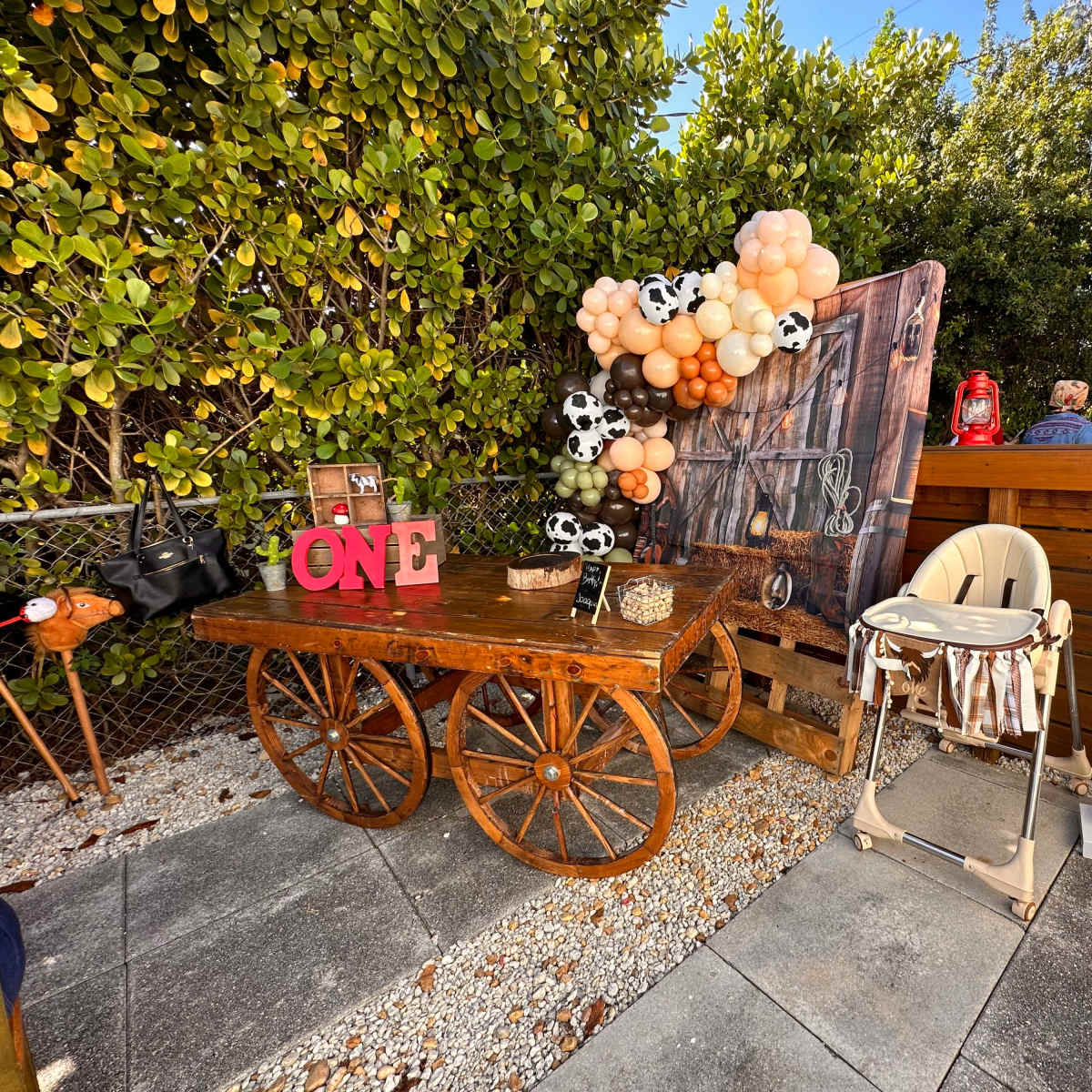 MidCentury Rustic Private Backyard and Studio - Small Gathering Space ...