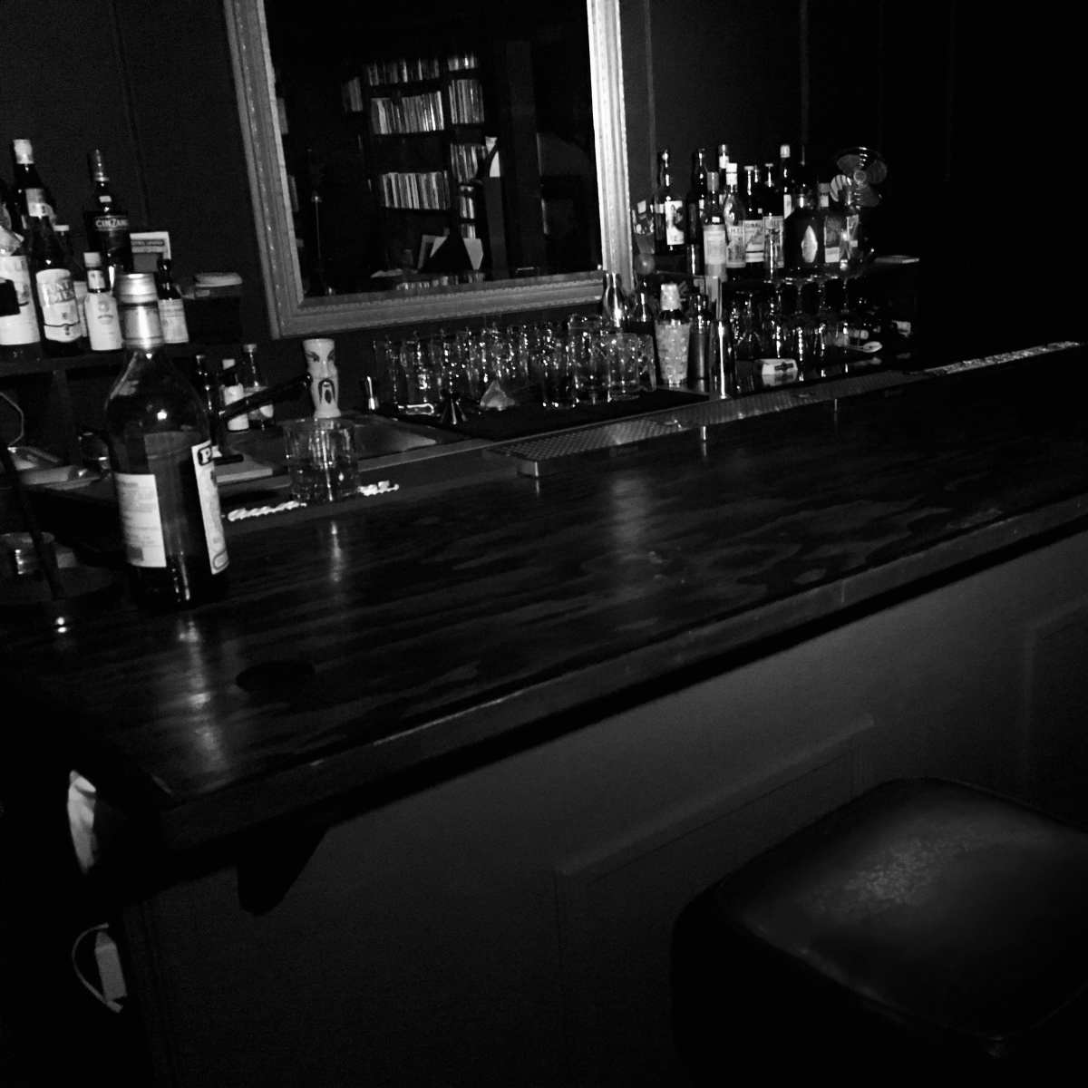 A bar/ private club set with tropical outdoor area, los angeles, CA ...