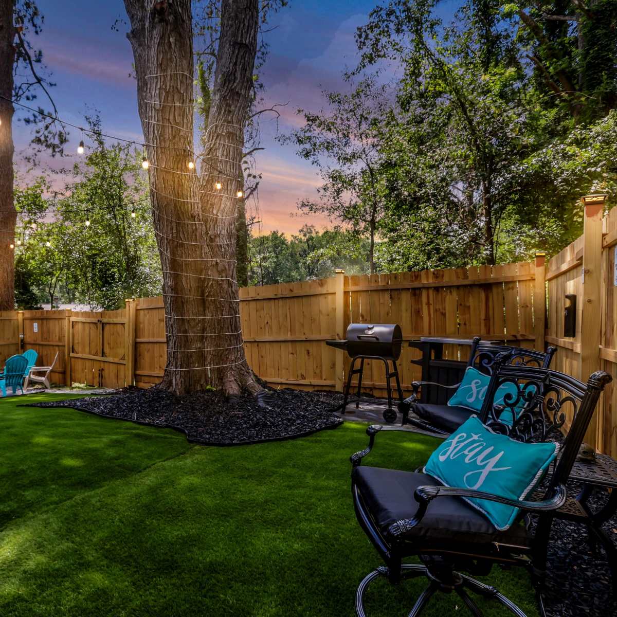 Sunday Rate Special!! Charming Event Space: Ideal for Intimate ...