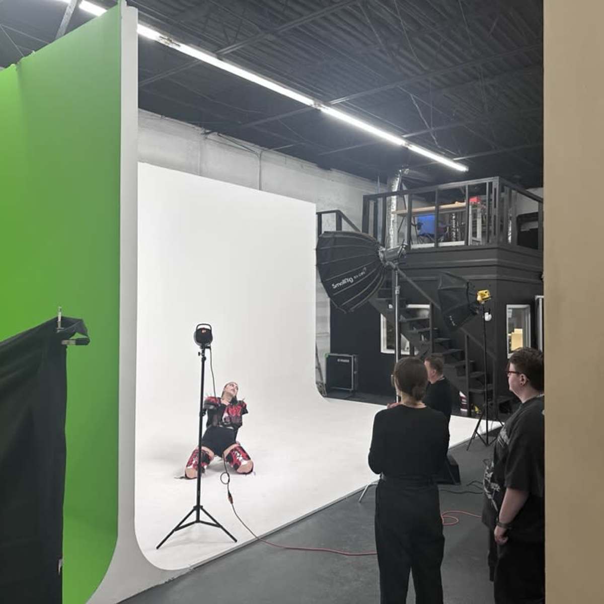 20 Foot Cyc Wall + Green Screen Cyc Studio For Photo and Film, Atlanta ...
