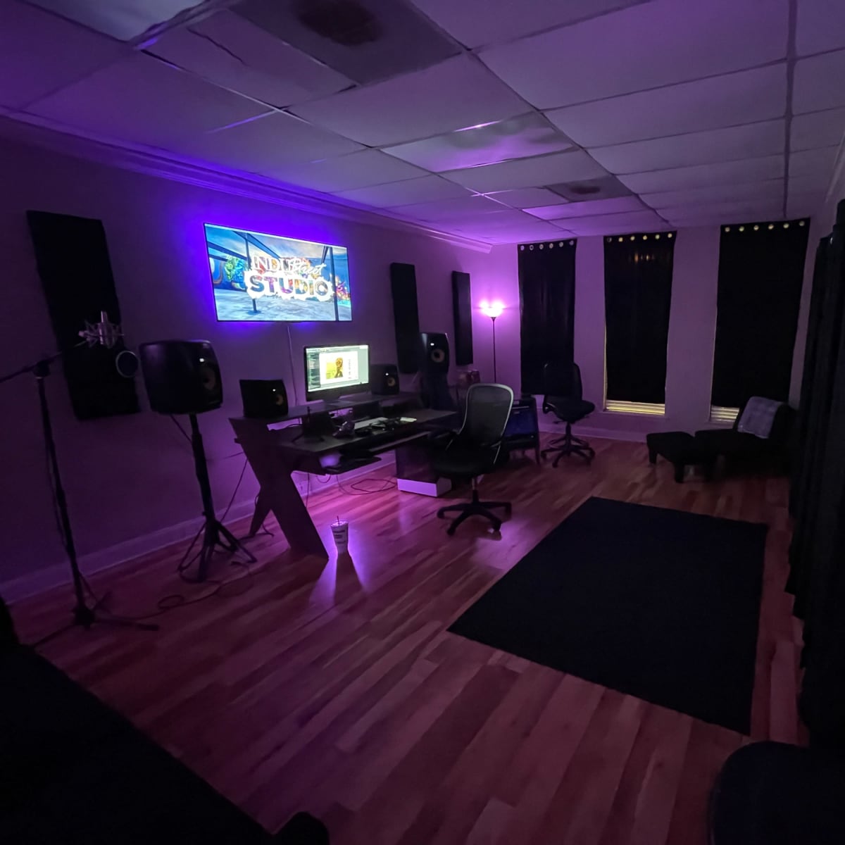 Vibrant Mid-City Creative Arts Studio, Baton Rouge, LA | Event | Peerspace