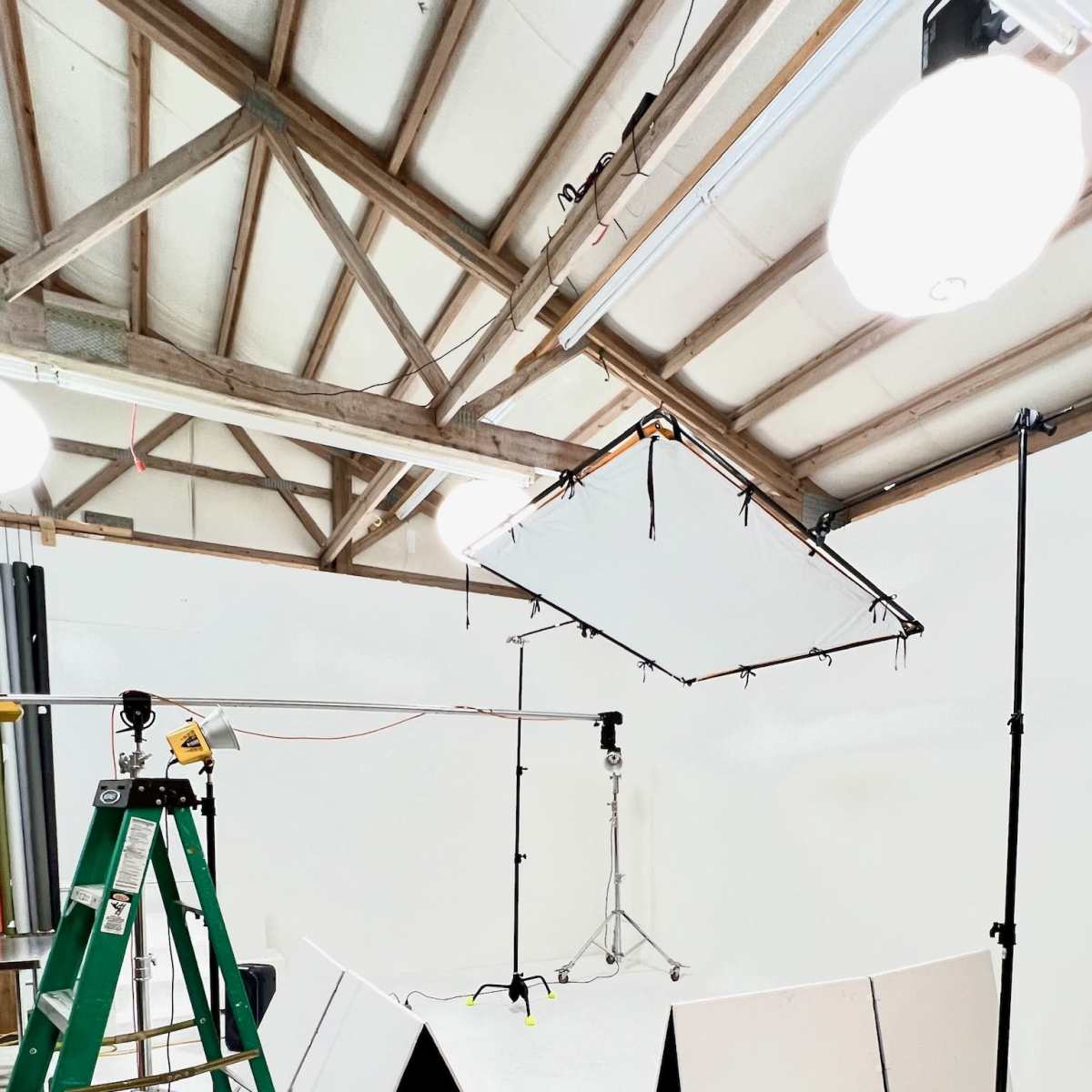 Spacious Cyclorama Photography & Production Studio w/Lighting ...