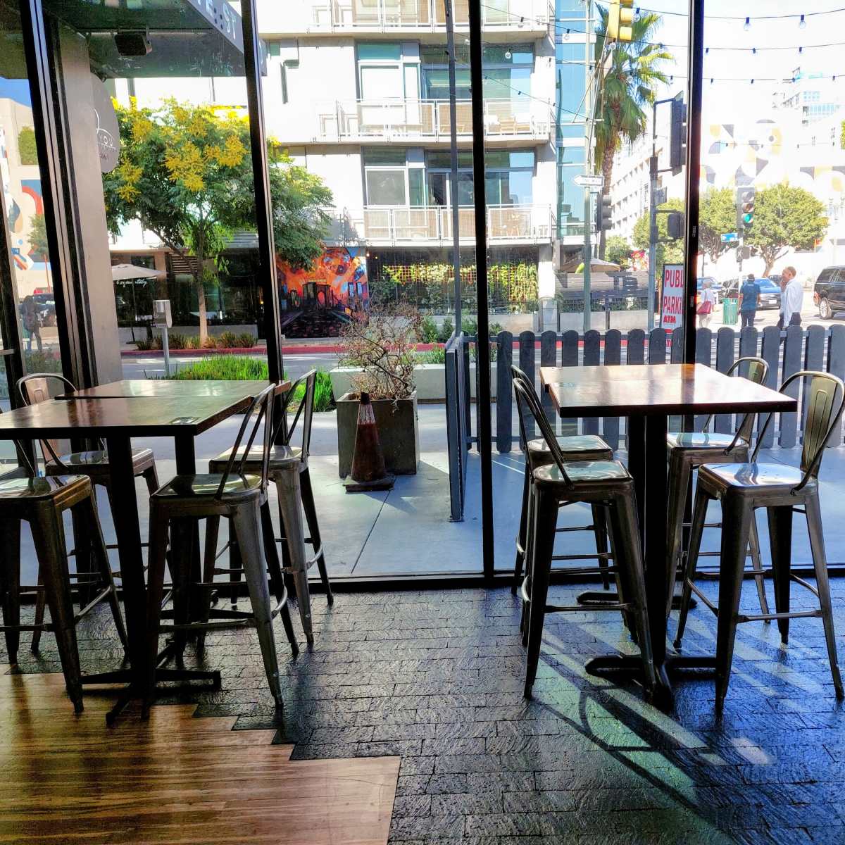 Spacious Full Bar / Restaurant & Lounge with Indoor & Outdoor Seating ...