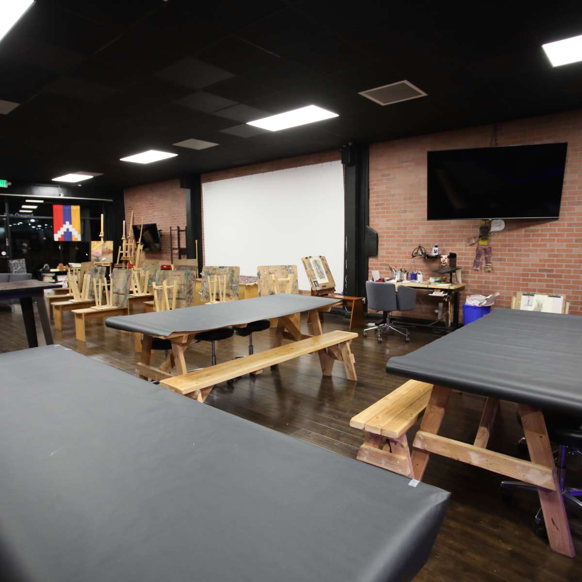 Downtown Glendale Unique Art and Creative Studio, Glendale, CA ...