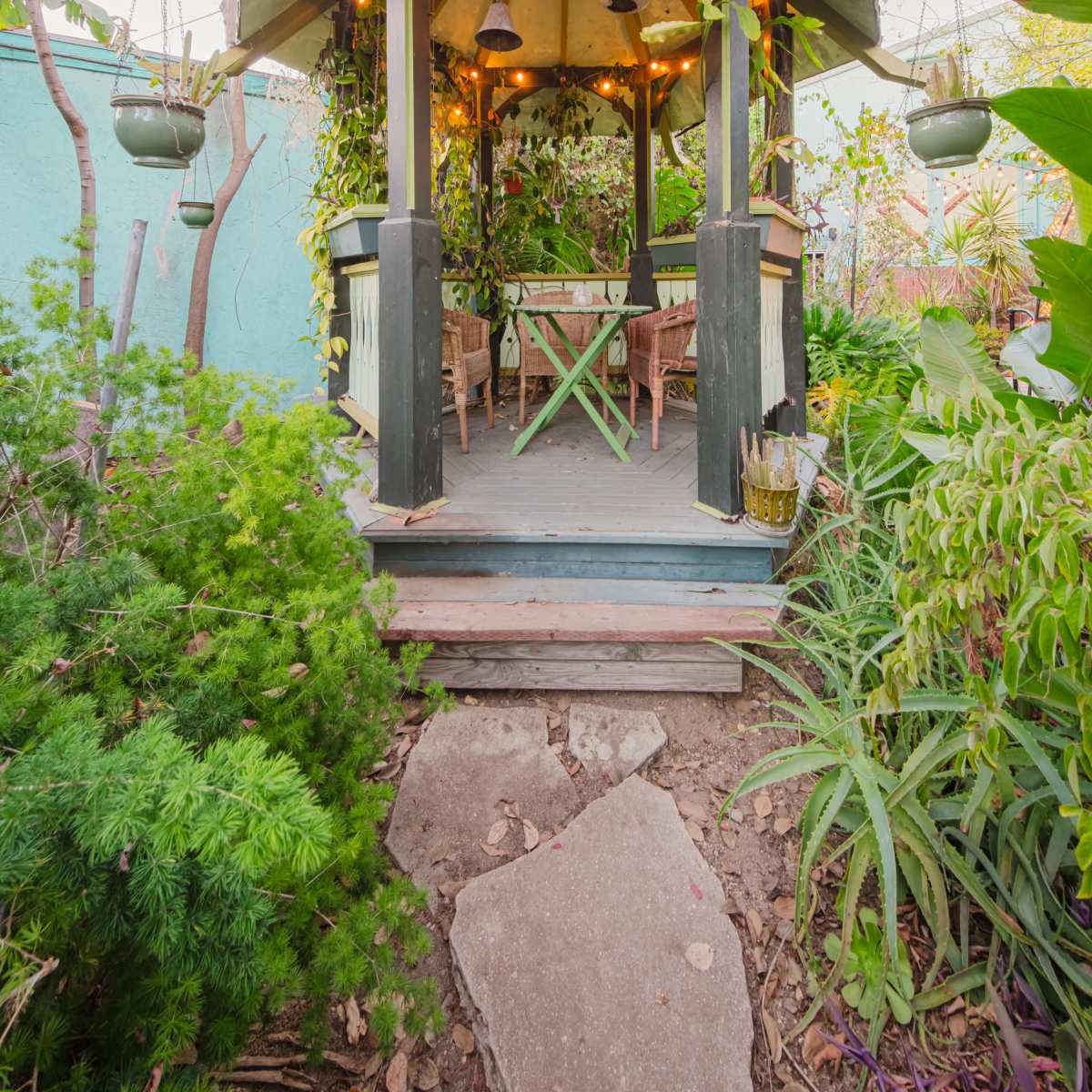 RETRO-CHIC CINEMA & LUSH SECRET GARDEN ESCAPE, Los Angeles, CA ...