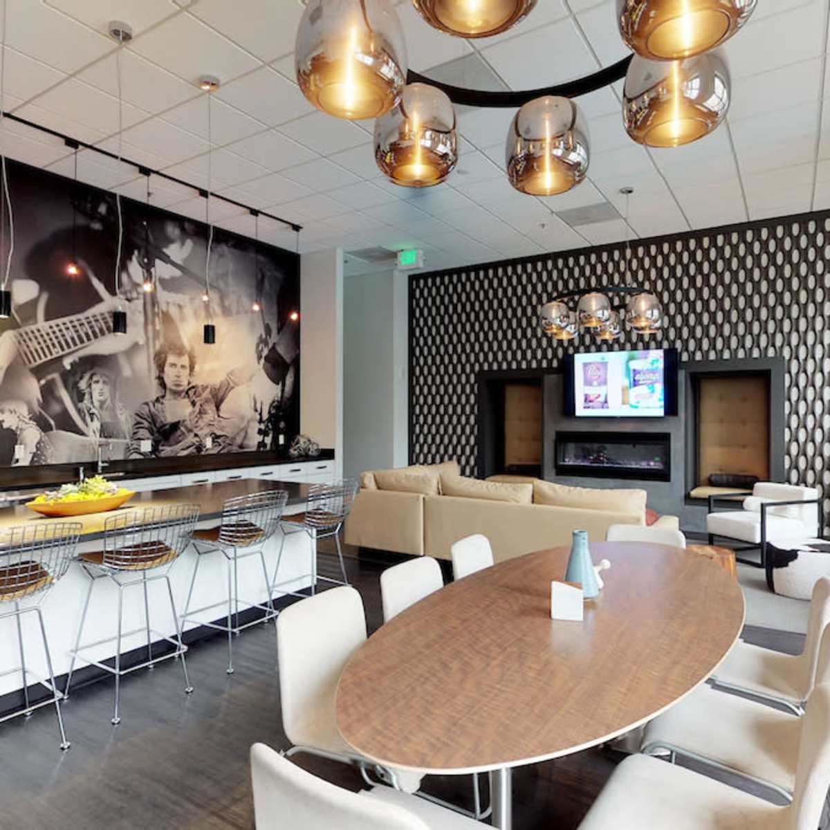 Sophisticated Lounge in Fillmore District, San Francisco, CA | Off-Site ...