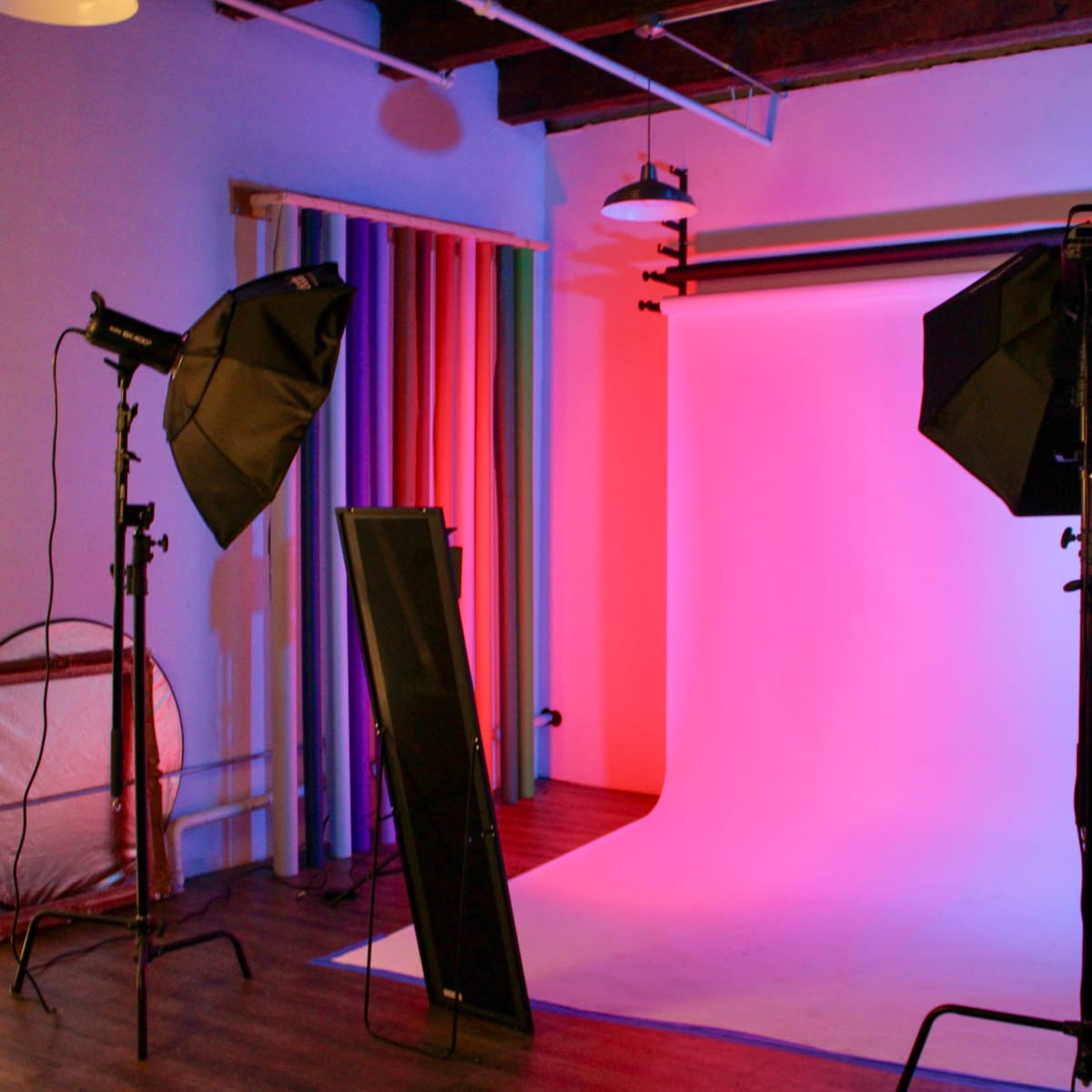 Unique Studios At Downtown Chicago #2, Chicago, IL | Production | Peerspace