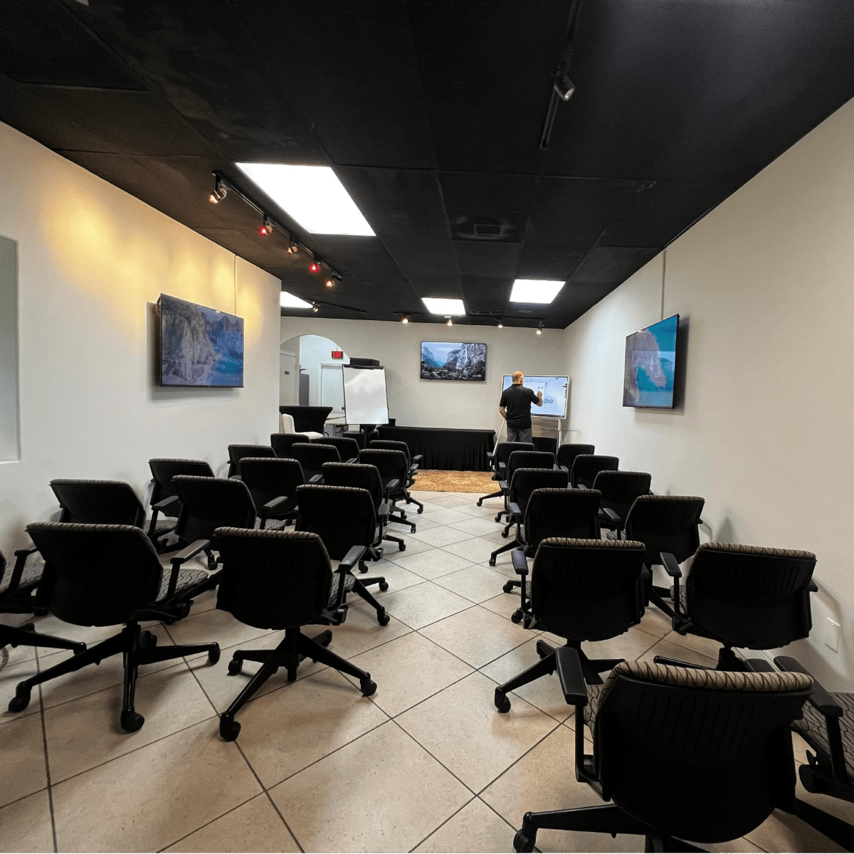 Torisk Pro Advisors, Inc. | Flexible meeting Space (Board Room ...